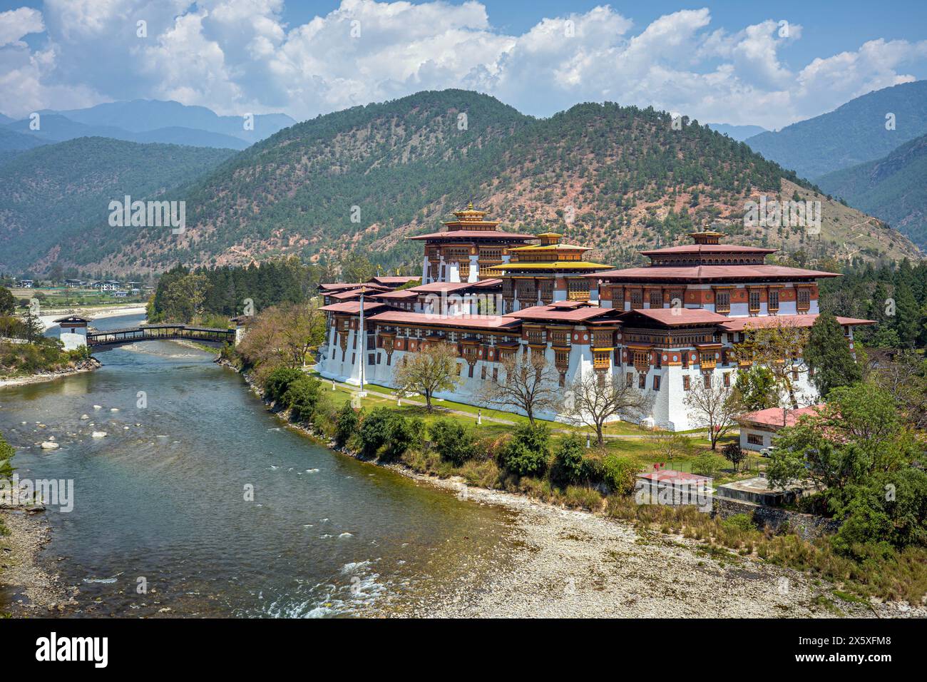 Punakha, Bhutan: The Punakha Dzong Stock Photo - Alamy