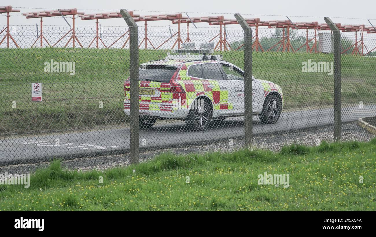 Birmingham airport airfield safety hi-res stock photography and images ...