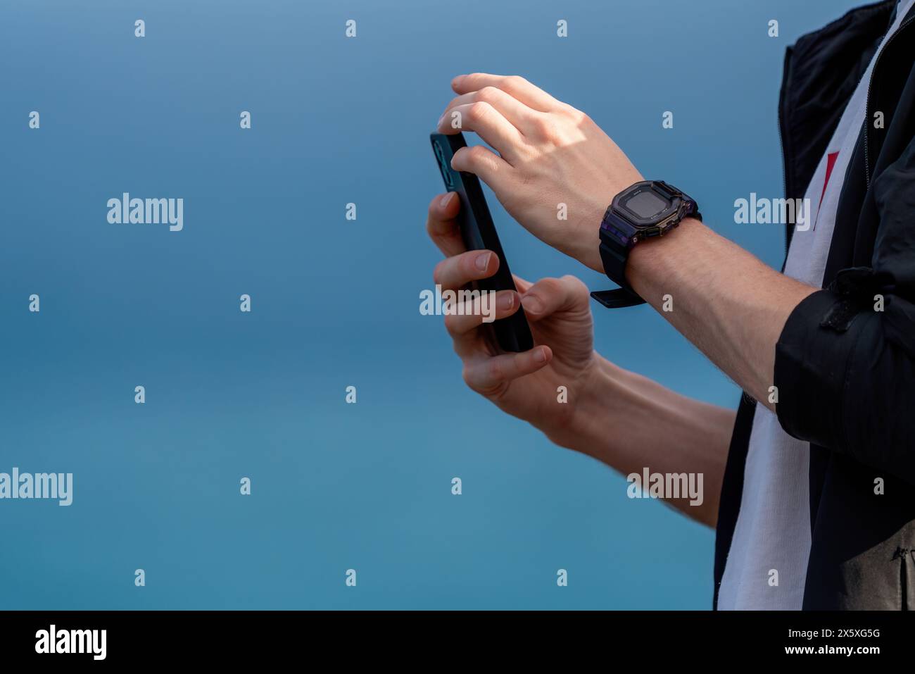 Mobile phone camera take photos hi-res stock photography and images - Alamy