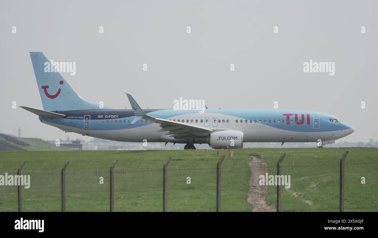 TUI Boeing 737 Stock Photo - Alamy