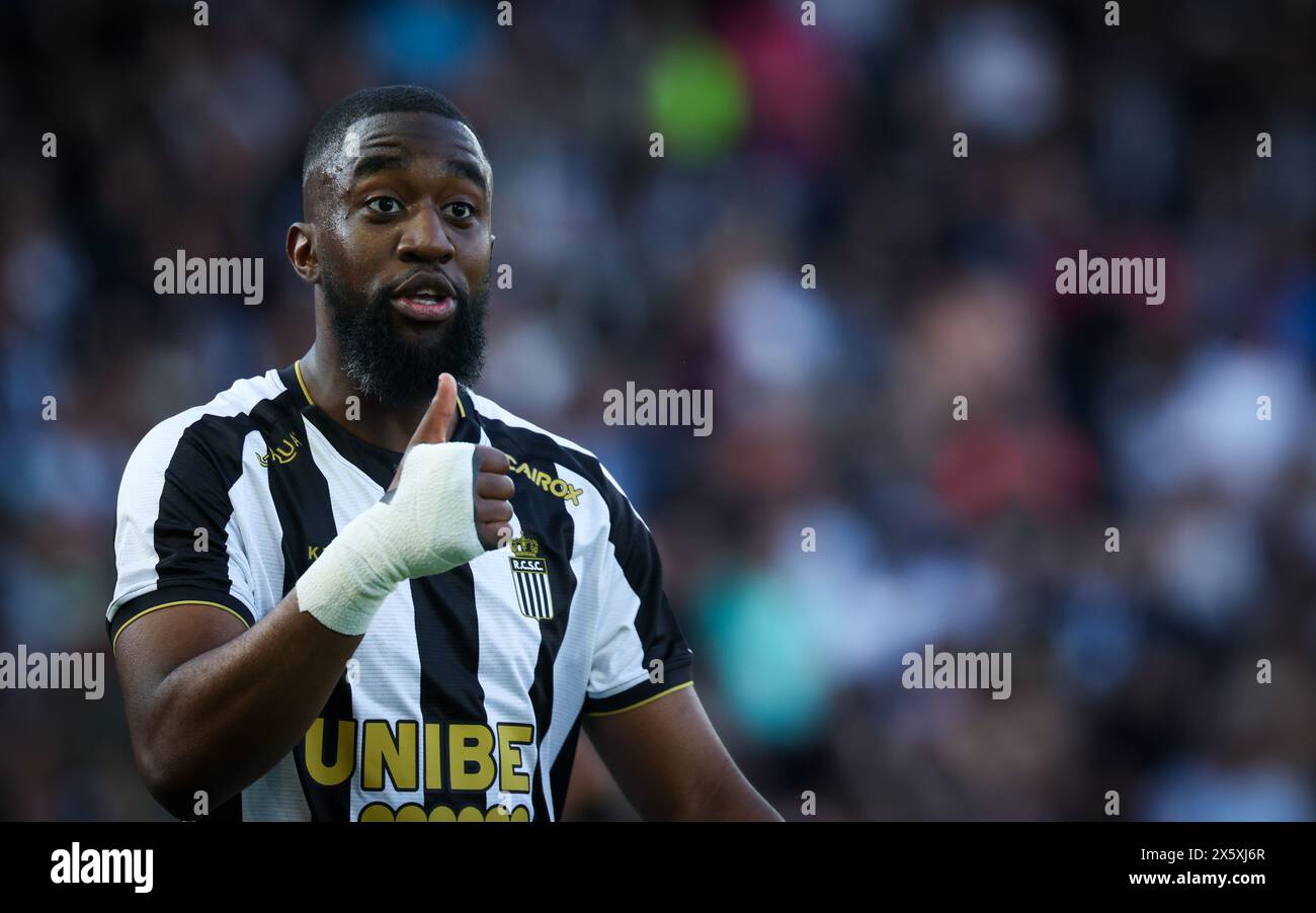 Charleroi's Isaac Mbenza pictured during a soccer match between ...