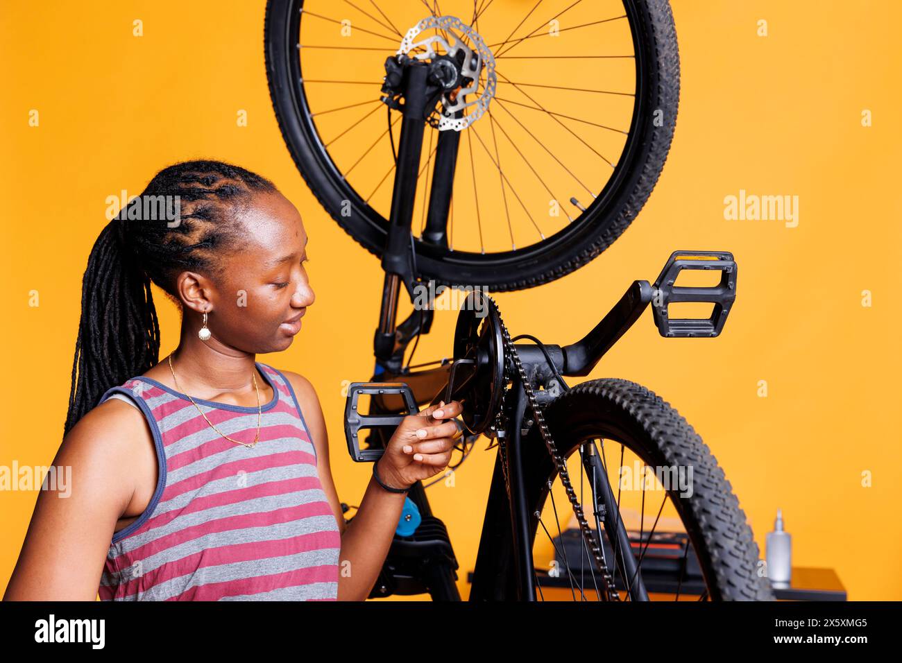 Using an allen key bike hi-res stock photography and images - Alamy