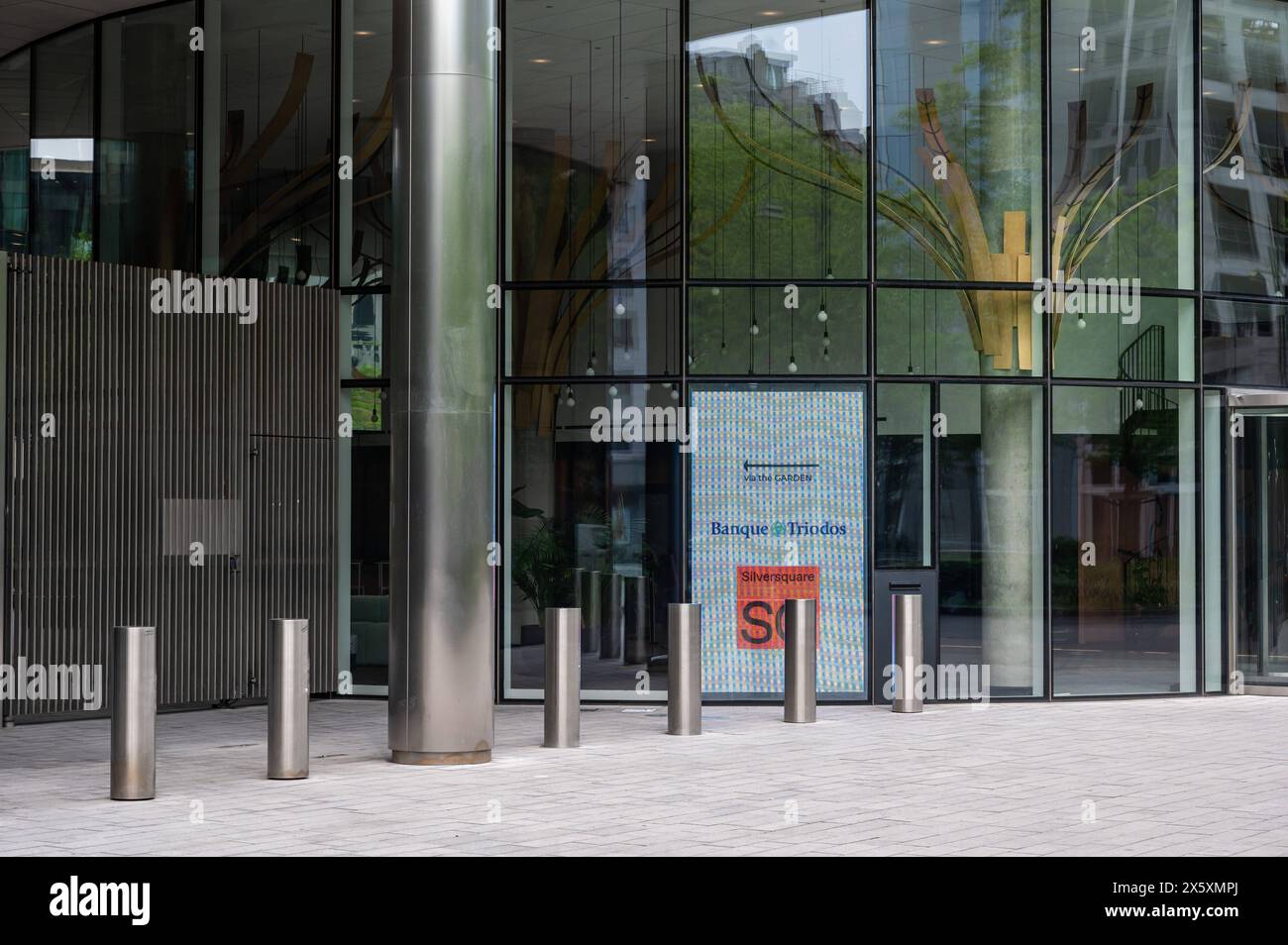 Bank triodos hi-res stock photography and images - Alamy