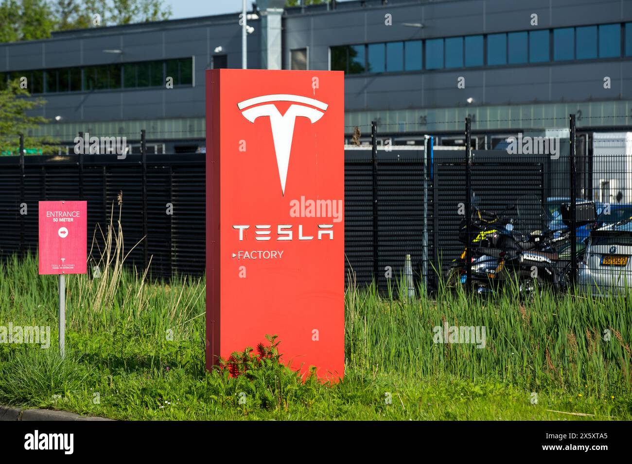 An American automotive and energy company that specialises in electric ...