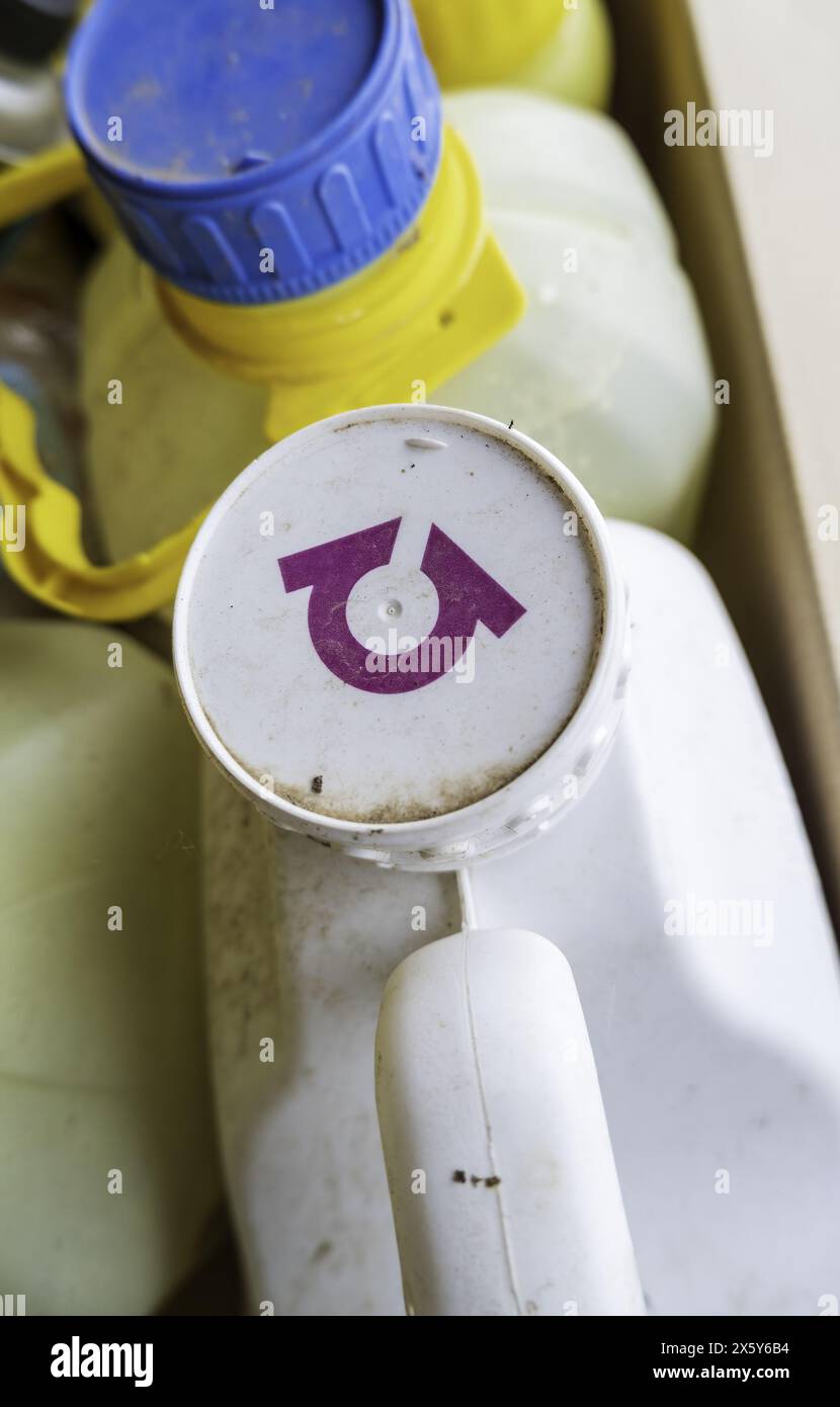 Detail of dirty and used oil, pollution and destruction of the ...