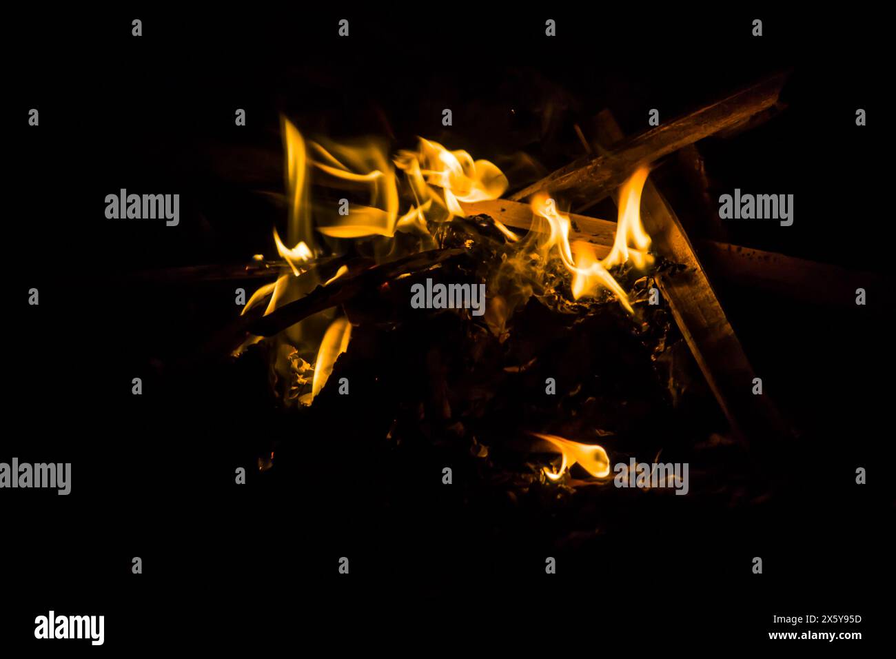 photo of a campfire at night that can warm the body Stock Photo - Alamy