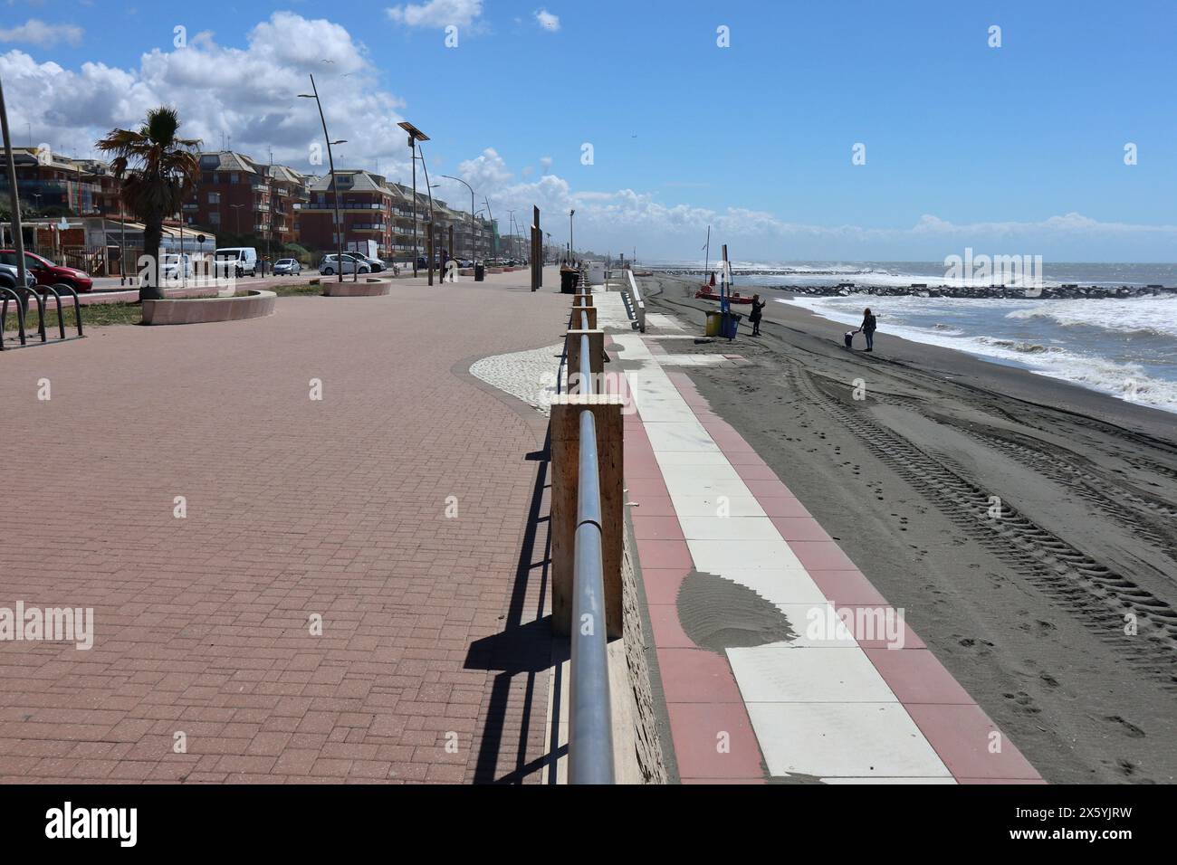 Lido di Ostia - Scorcio della Spiaggia Rossa dal Lungomare Duca degli ...