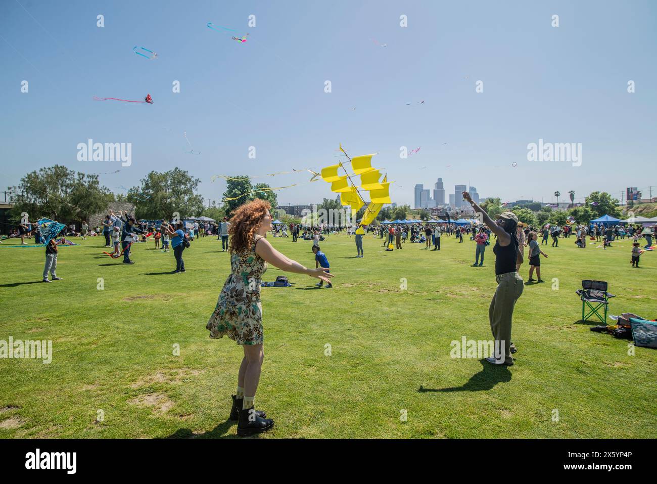 Multicultural kite traditions hi-res stock photography and images - Alamy