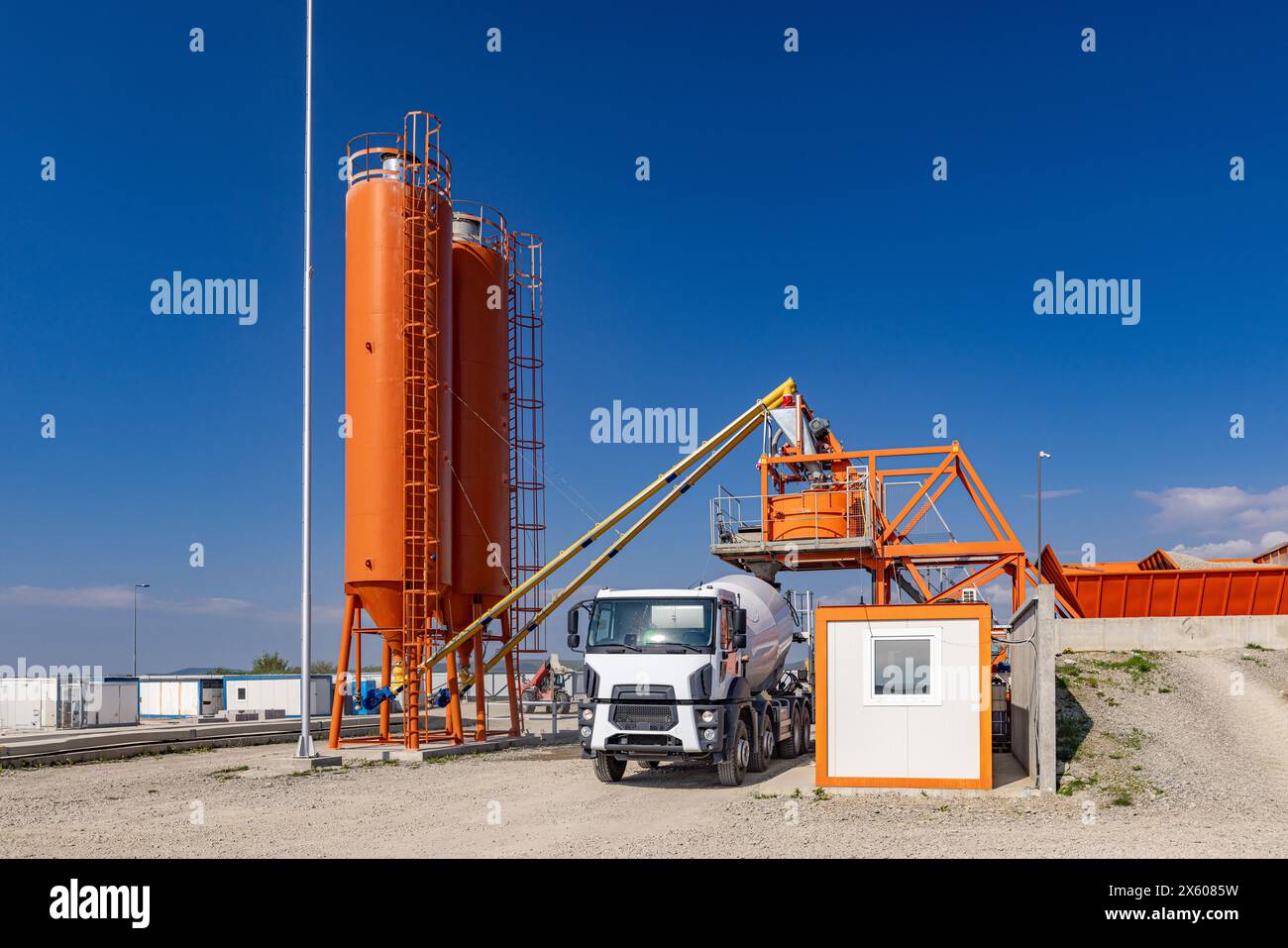 Concrete storage tanks hi-res stock photography and images - Alamy