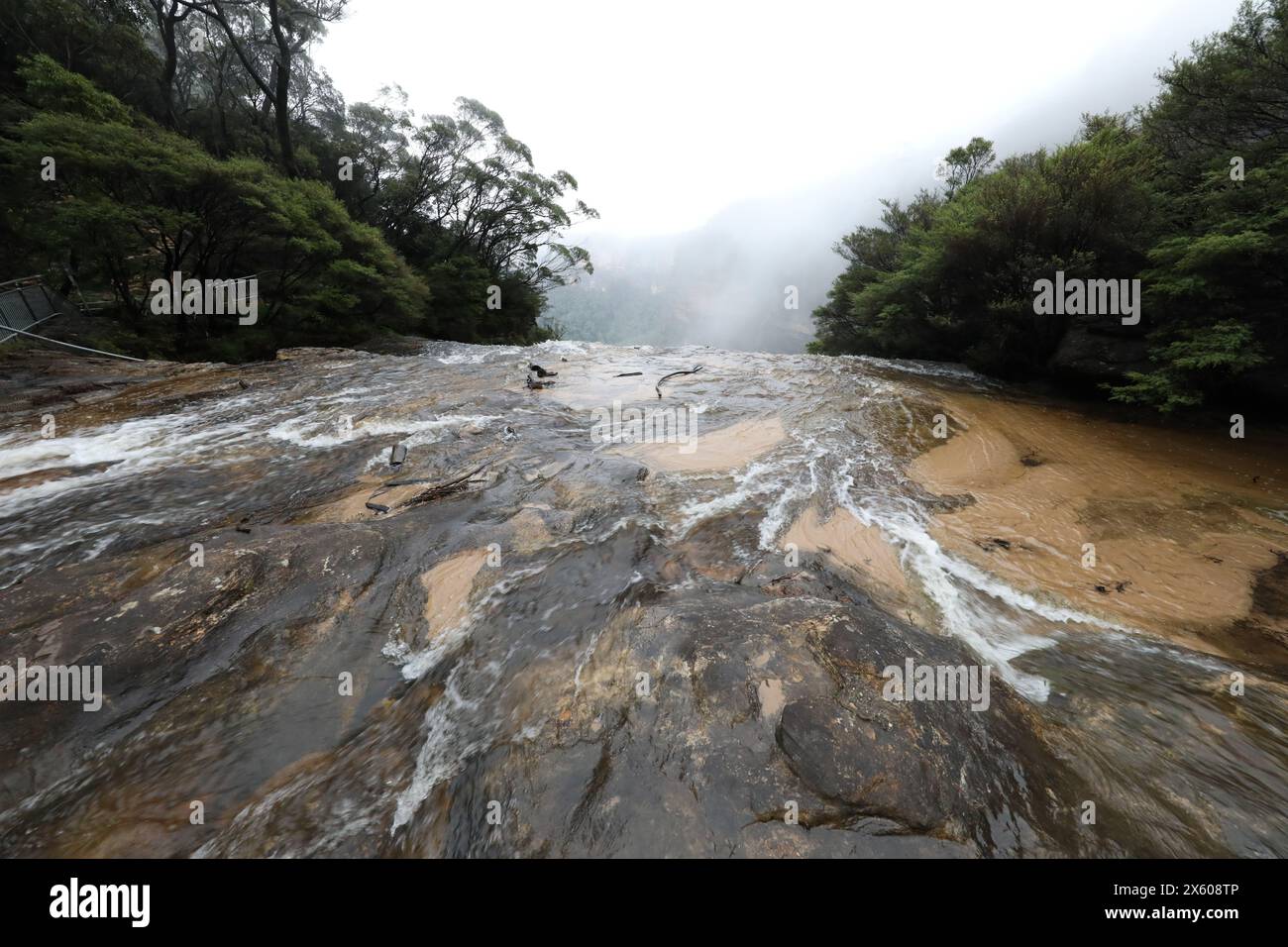 The top of Wentworth Falls in the Blue Mountains National Park ...
