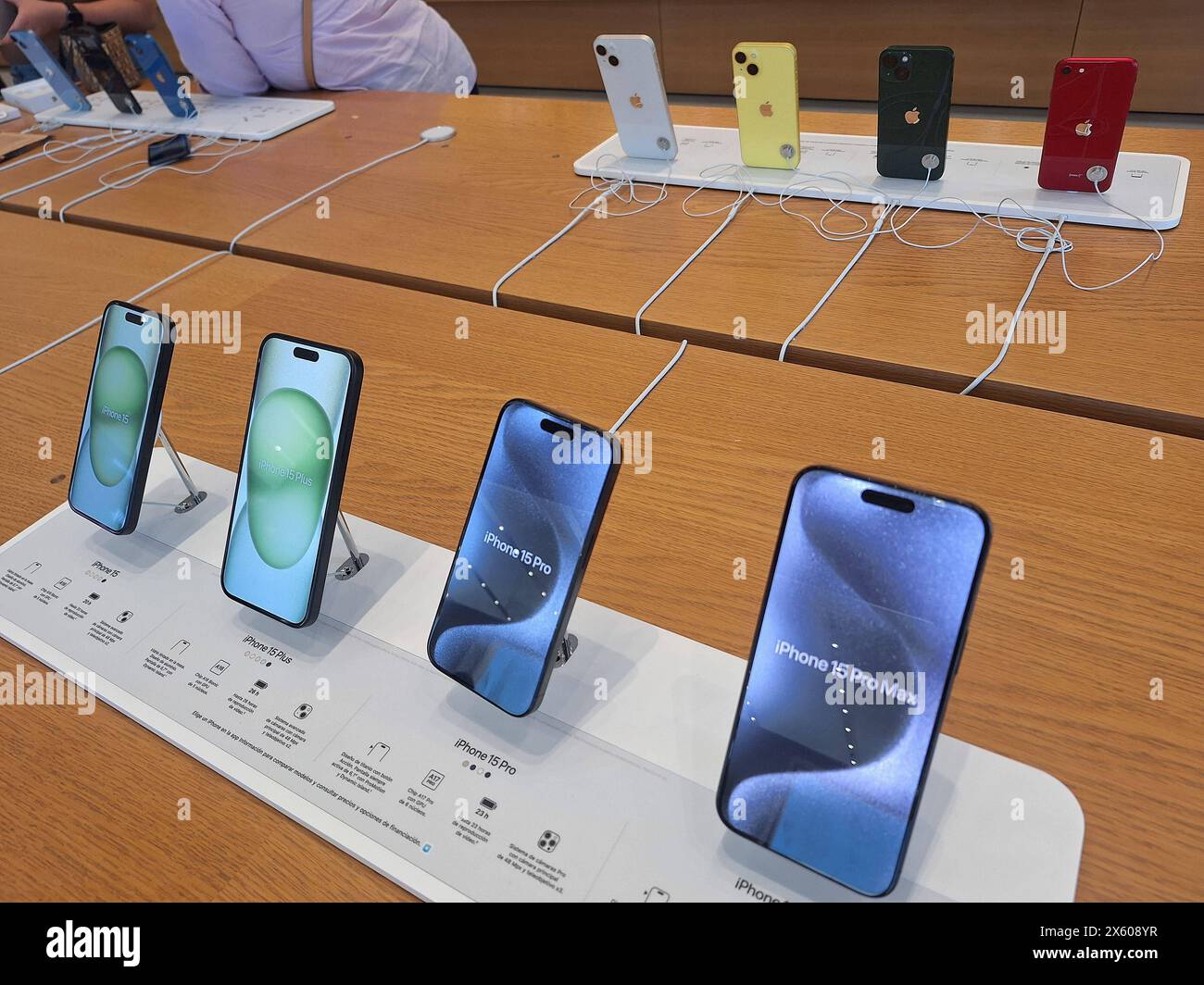 Hard und software hi-res stock photography and images - Alamy