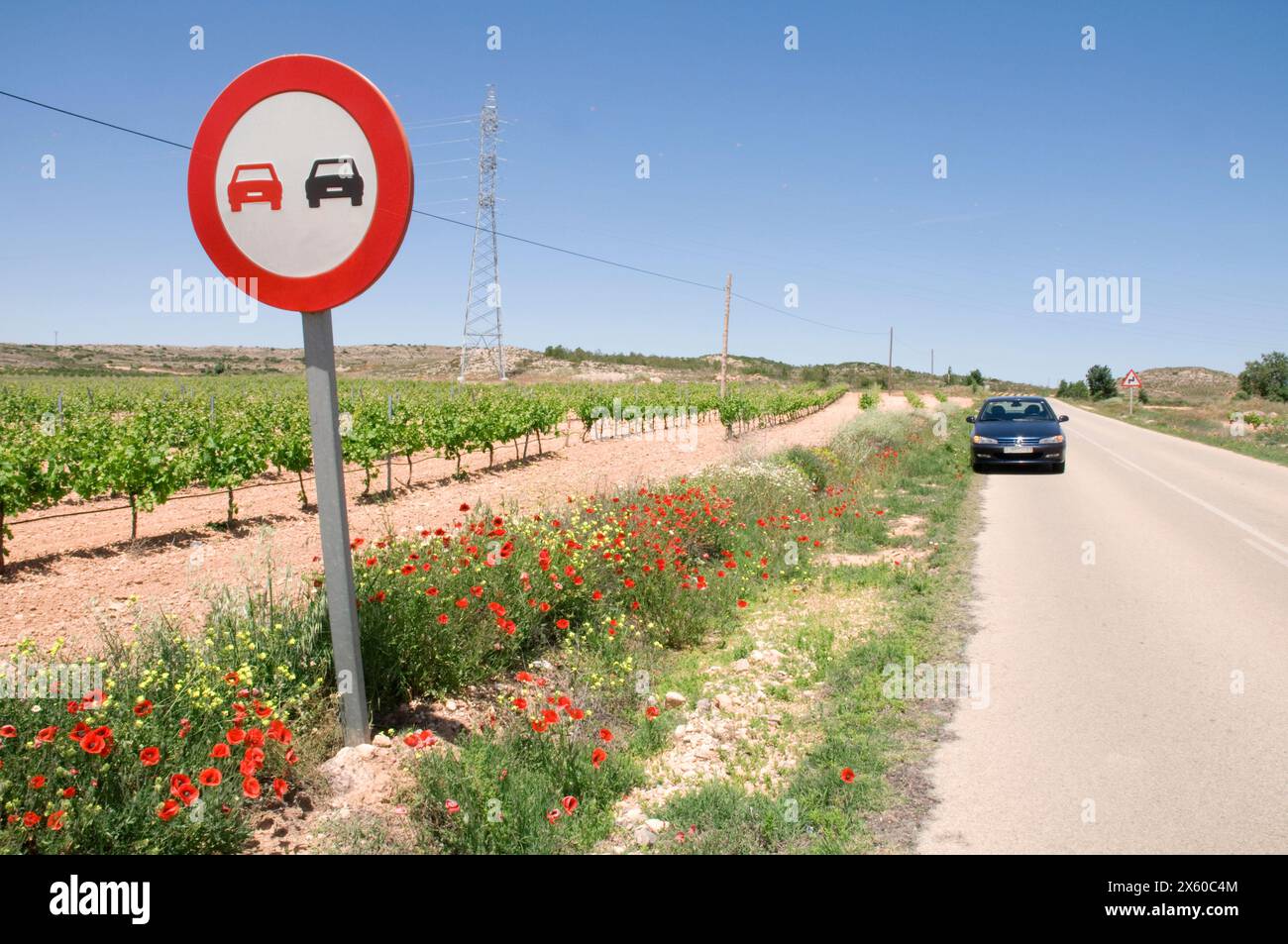 Coche parado hi-res stock photography and images - Alamy