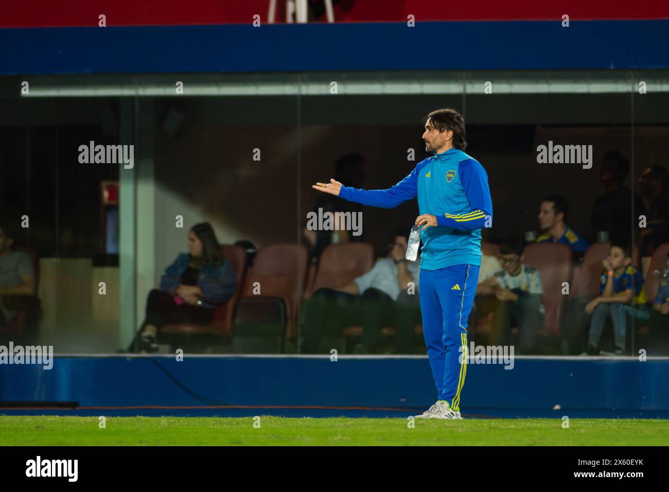 Diego Martinez (head coach Boca Jrs) Sportivo Trinidense (1) v Club ...