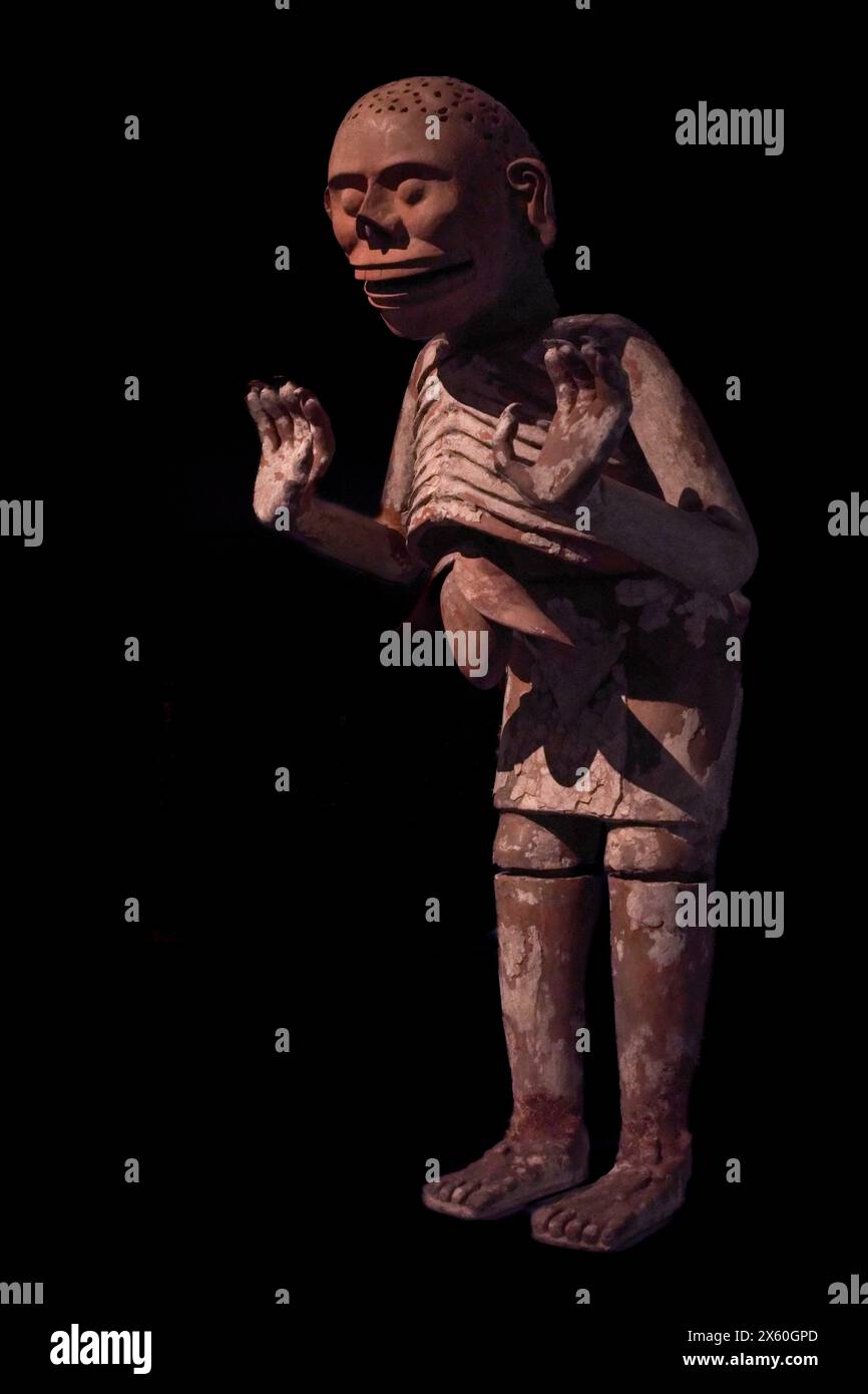 Aztec god of death hi-res stock photography and images - Alamy