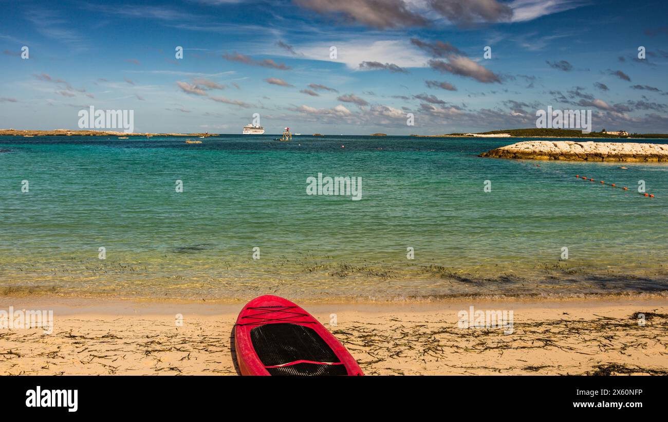 Bahamas Coco Cay Caribbean Island - Luxury beach oasis Stock Photo - Alamy
