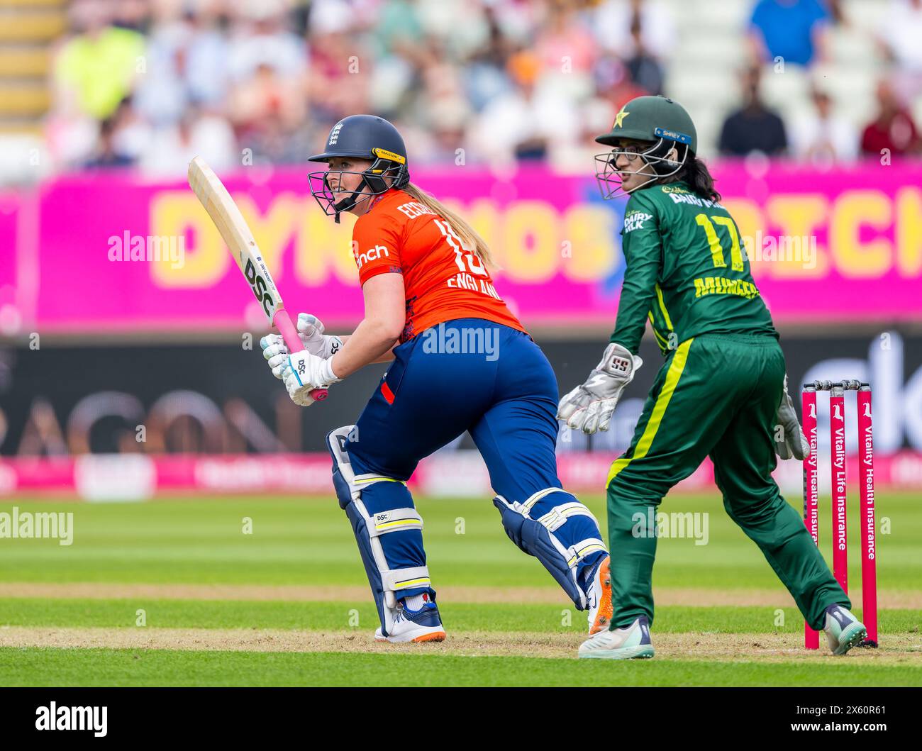 Sophie ecclestone cricket hi-res stock photography and images - Alamy