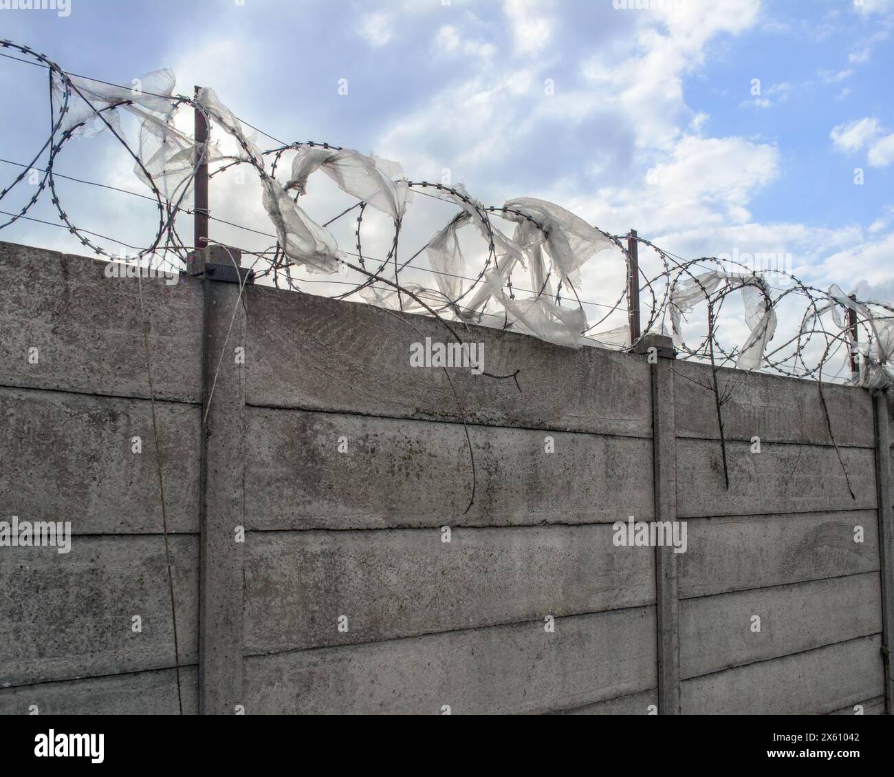 Barbed wire fence blowing hi-res stock photography and images - Alamy