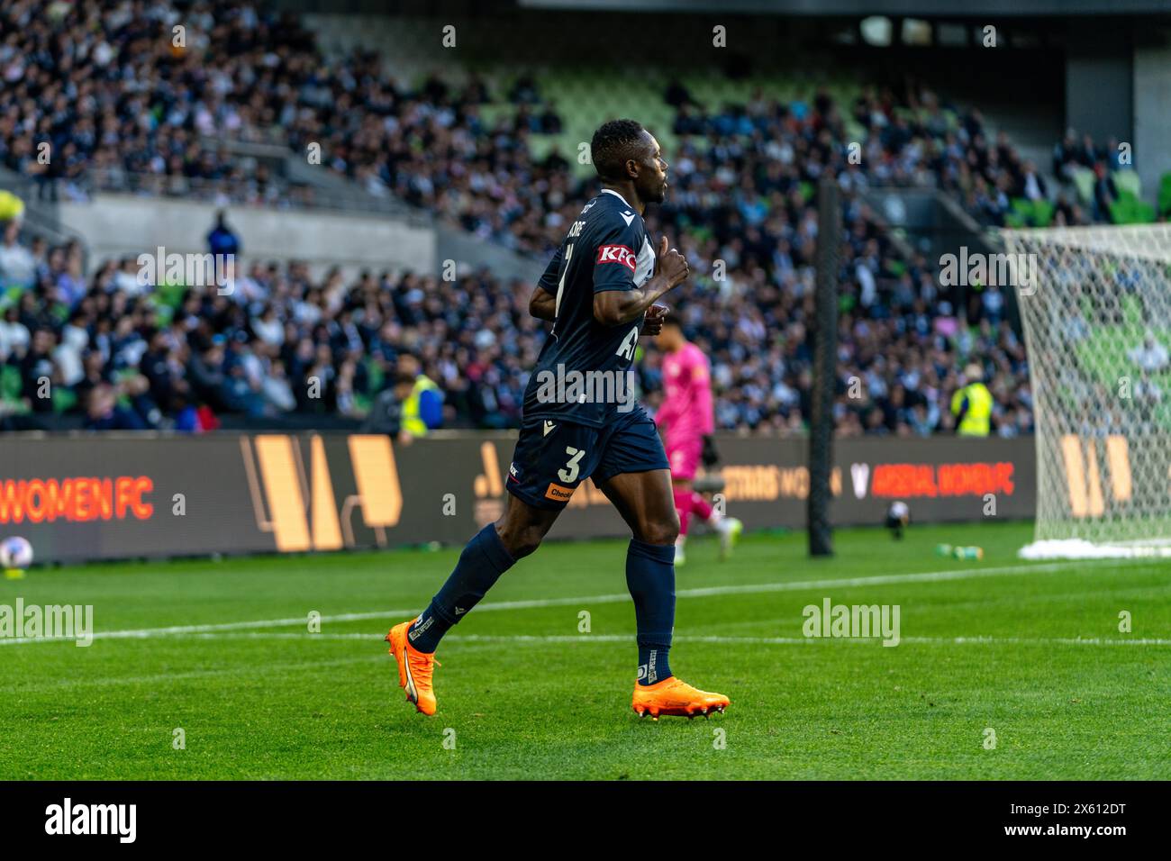 Adama traore wellington phoenix hi-res stock photography and images - Alamy