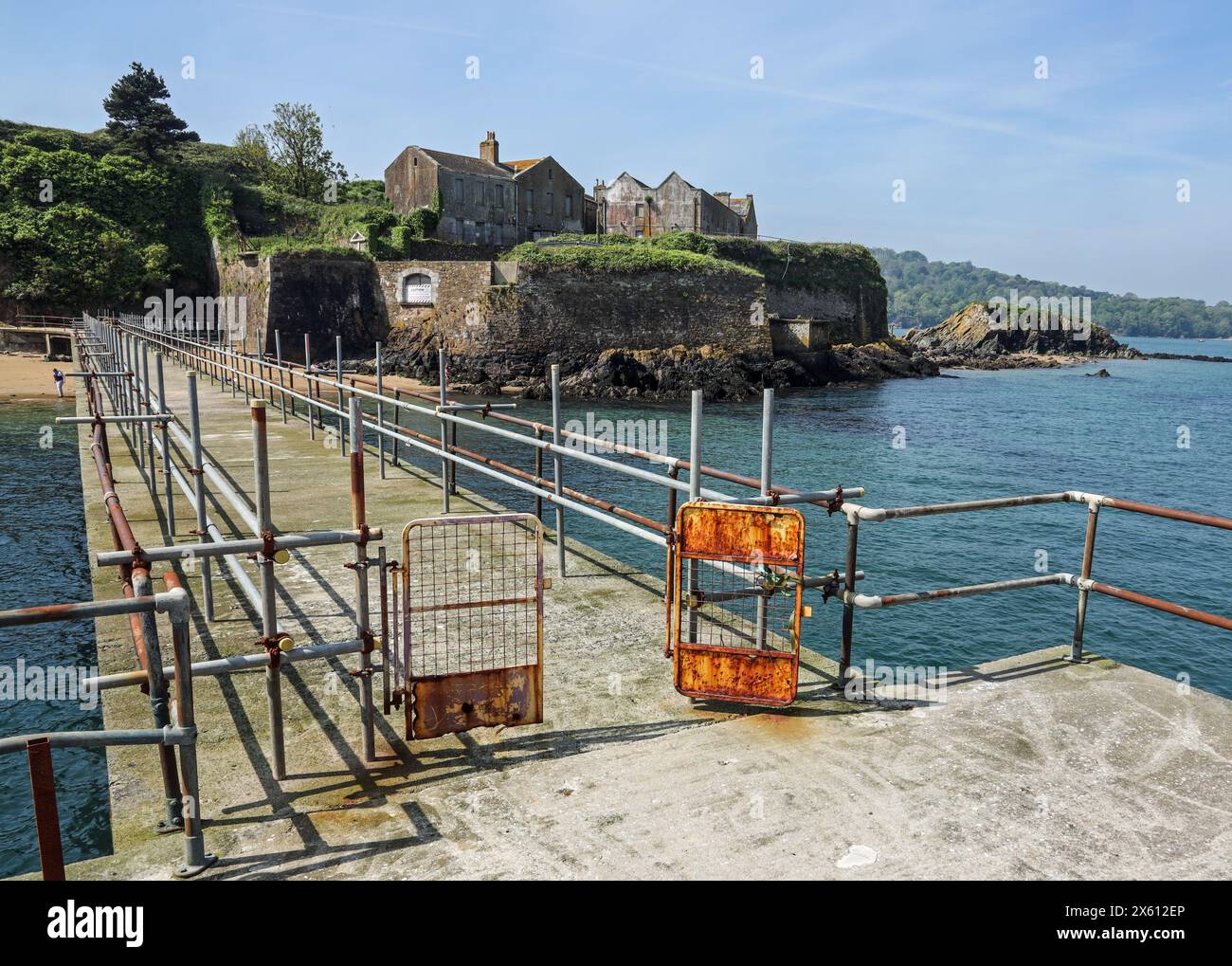 Arriving at the pier on an excusion to Drakes Island just south of ...