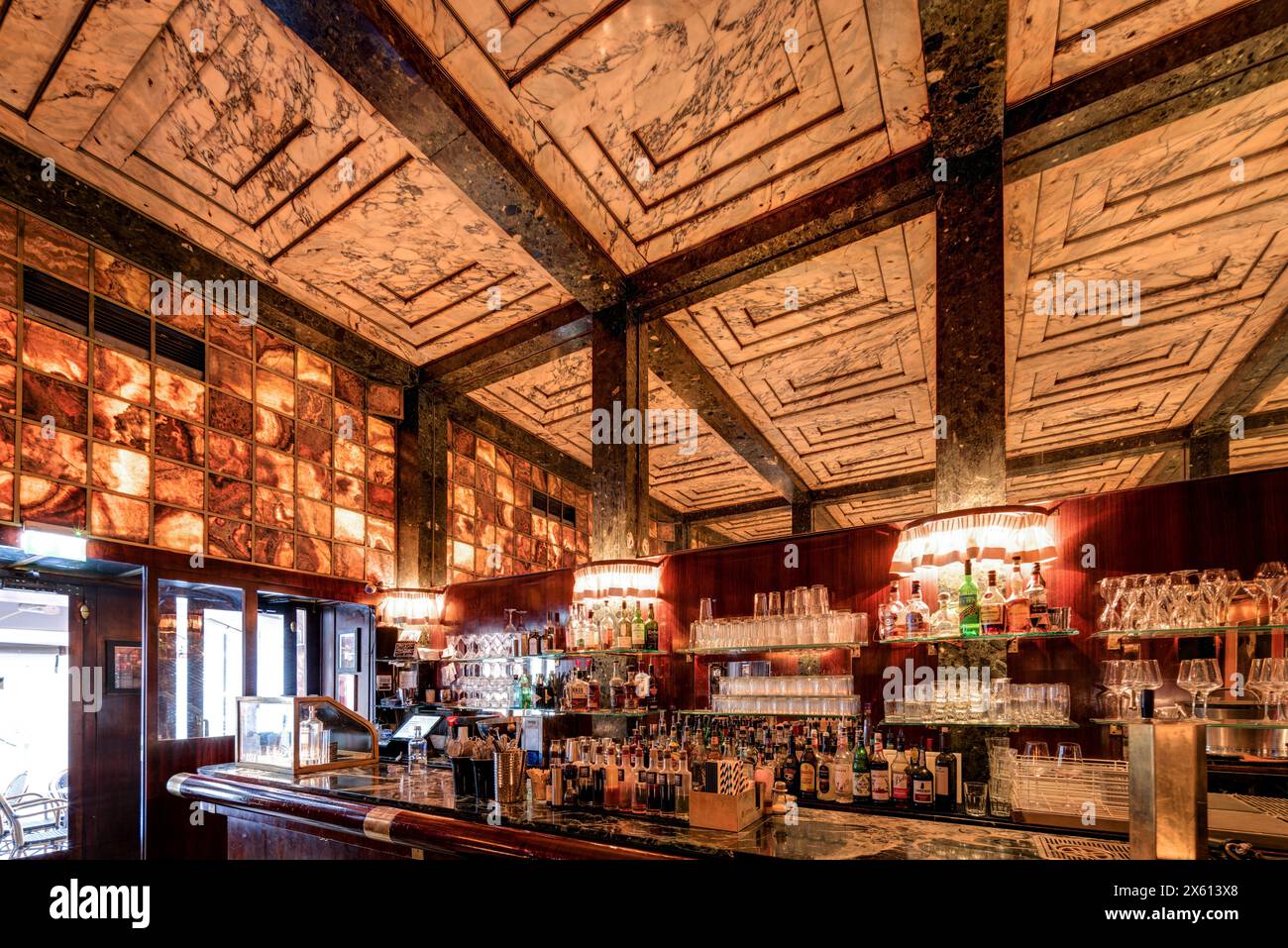 Loos american bar vienna austria hi-res stock photography and images ...