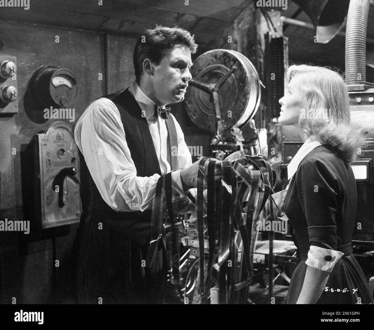 BILL TRAVERS and VIRGINIA McKENNA in a scene from THE SMALLEST SHOW ON ...