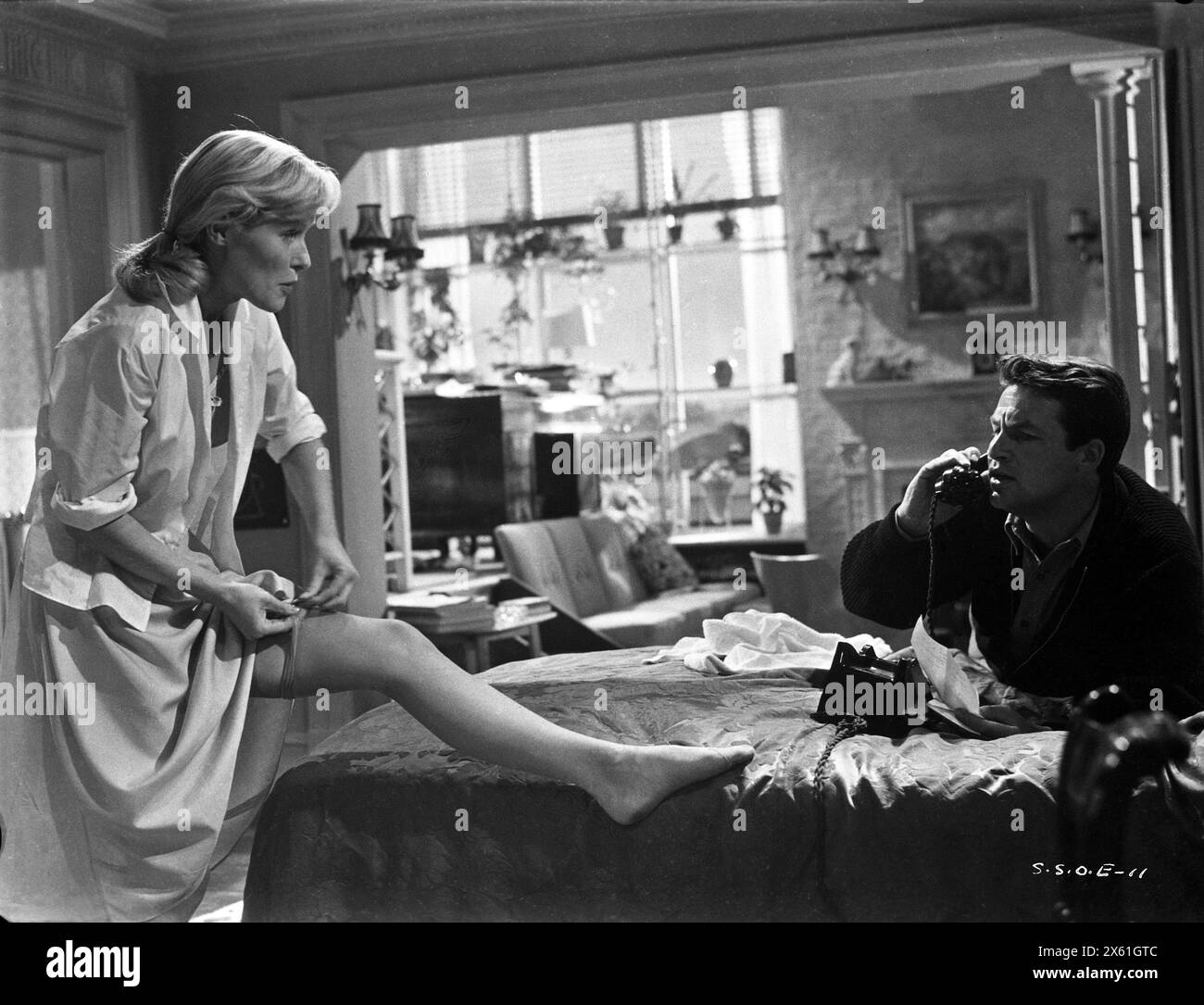 VIRGINIA McKENNA and BILL TRAVERS in a scene from THE SMALLEST SHOW ON ...