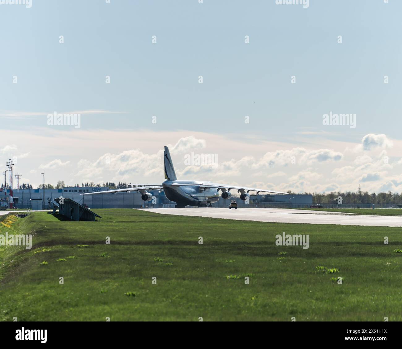 AN 124, Antonov Aircraft is a large, strategic airlift, four-engined ...