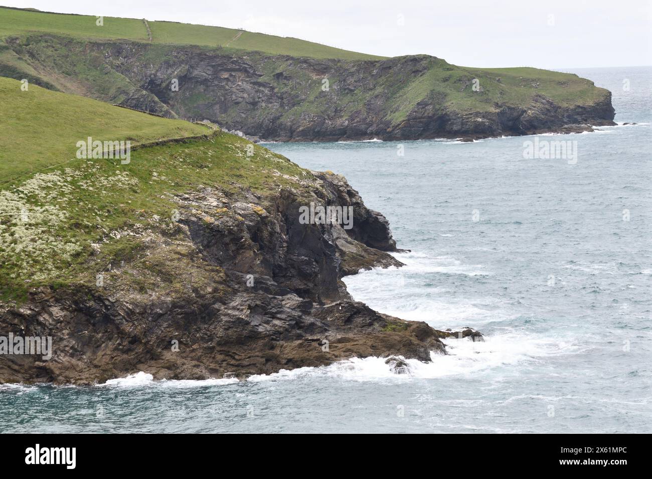Port Issac Harbour Entrance Stock Photo - Alamy