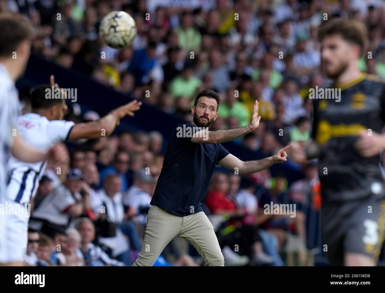 West Bromwich Albion manager Carlos Corberan during the Sky Bet ...