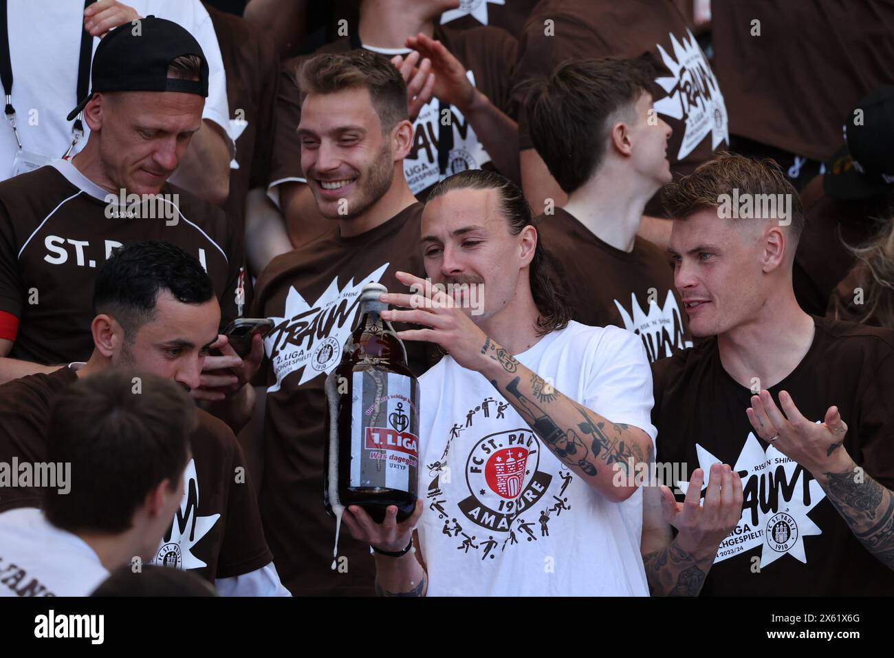 Football fans beer football stands hi-res stock photography and images ...