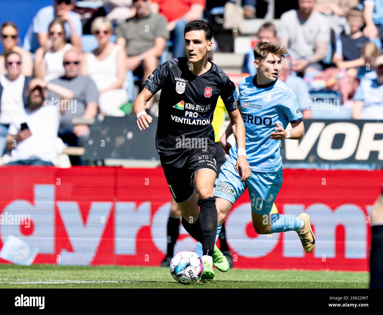 Qamili hi-res stock photography and images - Alamy