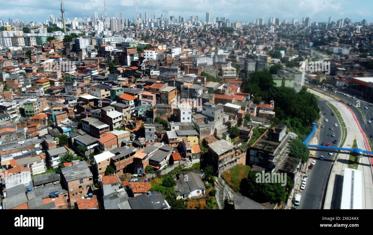 Housing contrast in brazil hi-res stock photography and images - Alamy