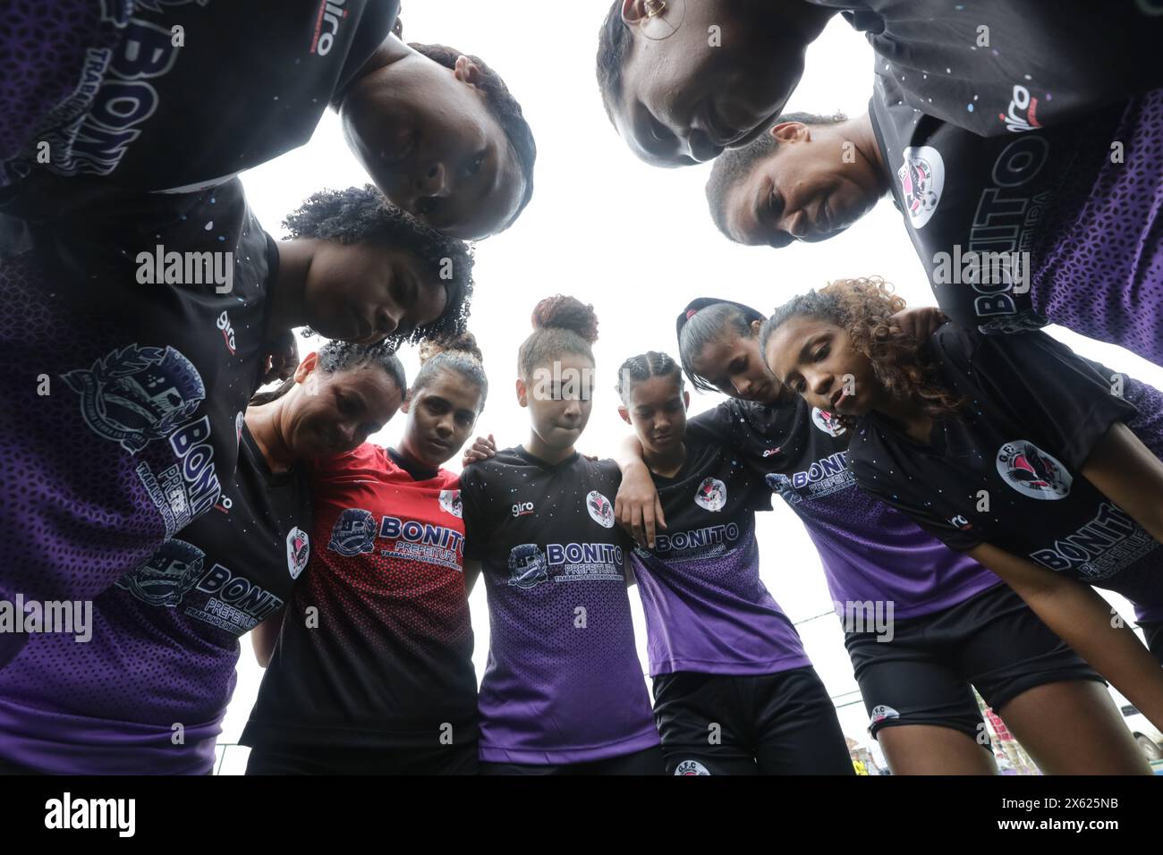 bonito, bahia, brazil - april 28, 2024: female athletes are seen in a ...