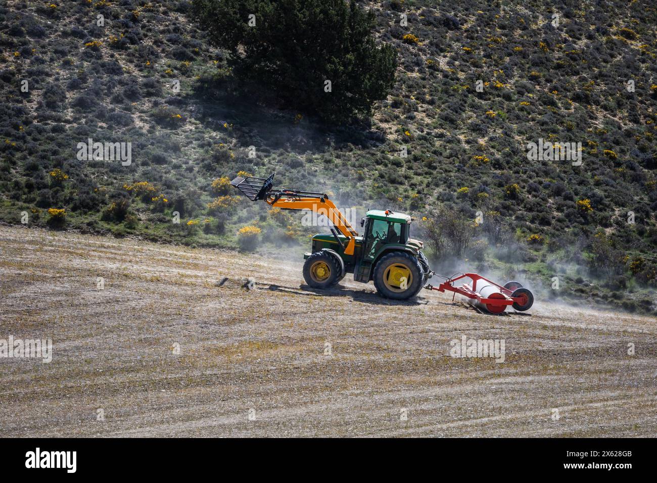 Equipment for flattening land hi-res stock photography and images - Alamy