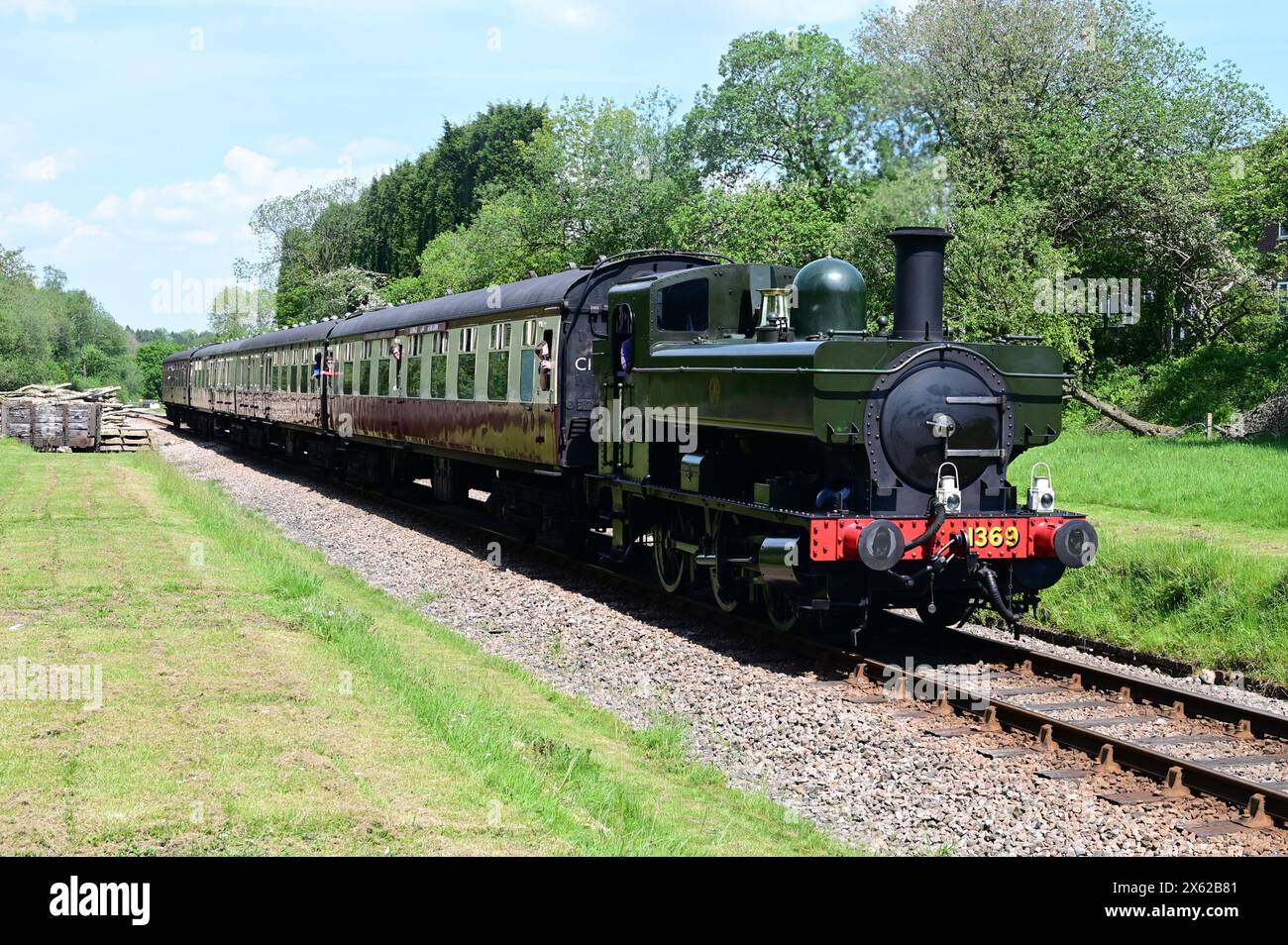 Steam locomotive gwr pannier tank hi-res stock photography and images ...