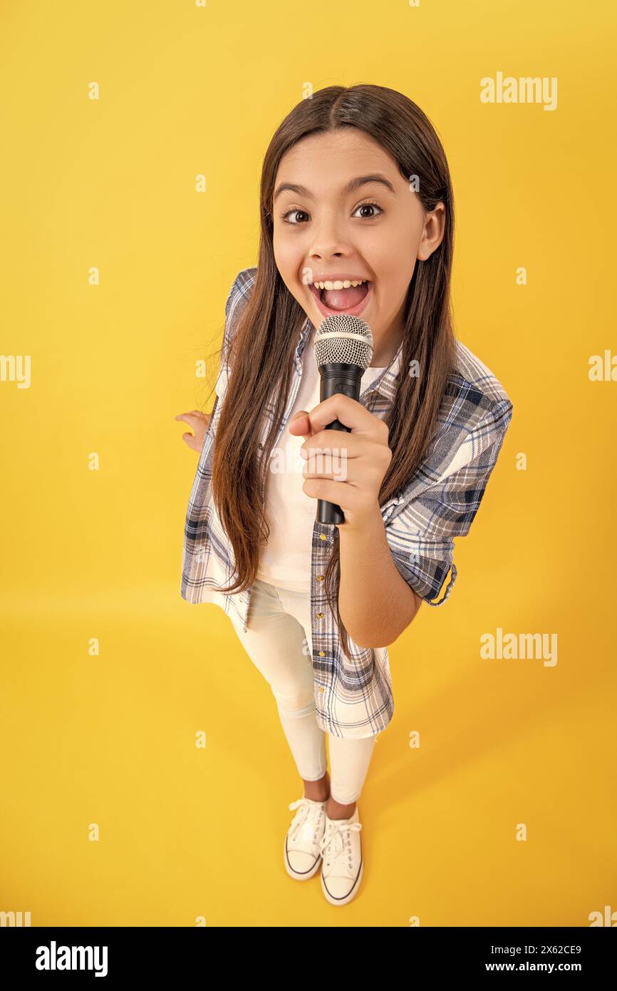 teen interviewer of gen z. interviewing for her blog. amazed teen girl ...