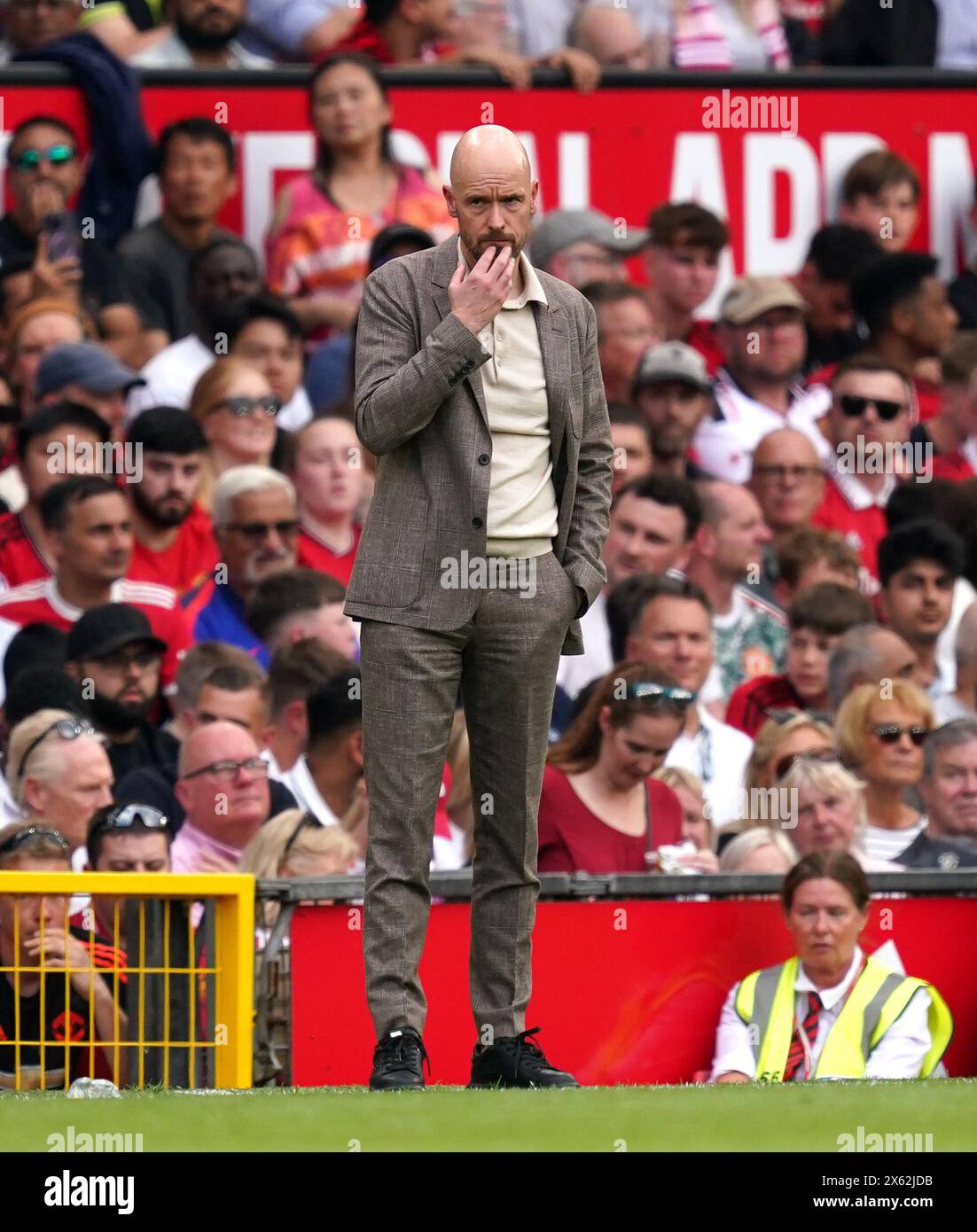 Manchester United manager Erik ten Hag on the touchline during the ...