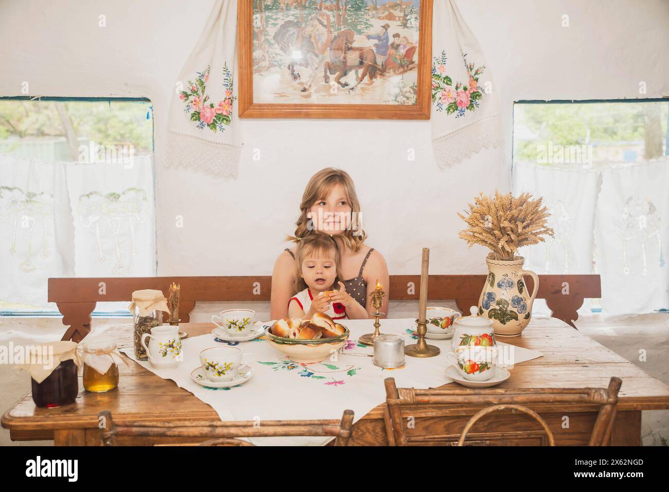 Ukrainian peasant home interior hi-res stock photography and images - Alamy