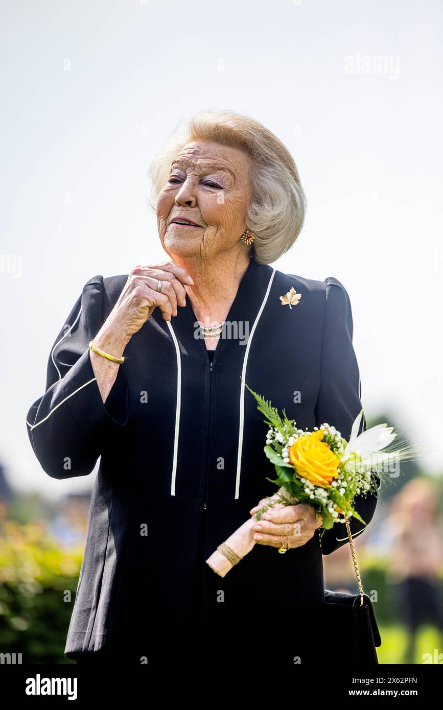 METERIK - Princess Beatrix of The Netherlands visits the windmill â ...