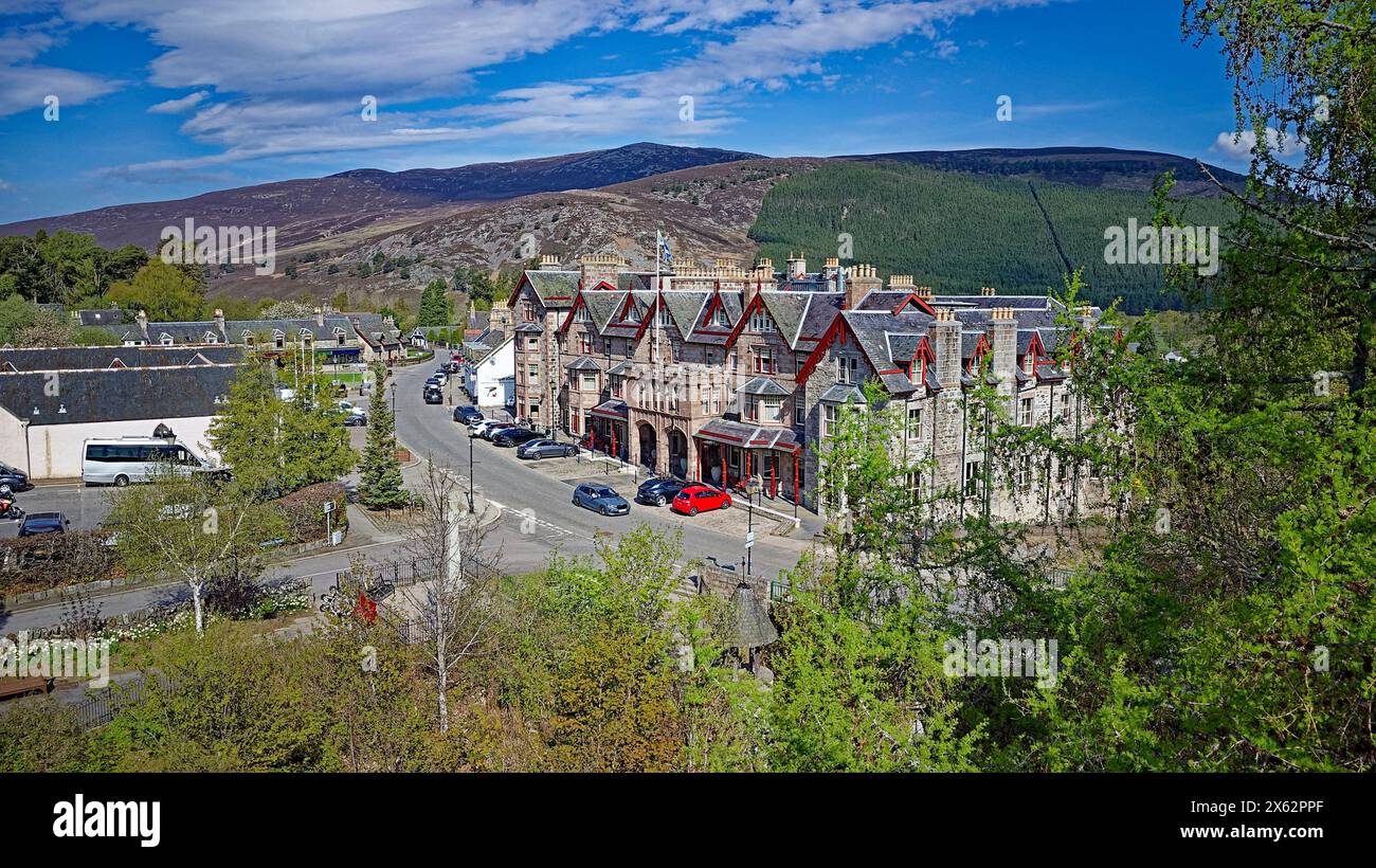 Braemar scotland village hi-res stock photography and images - Alamy