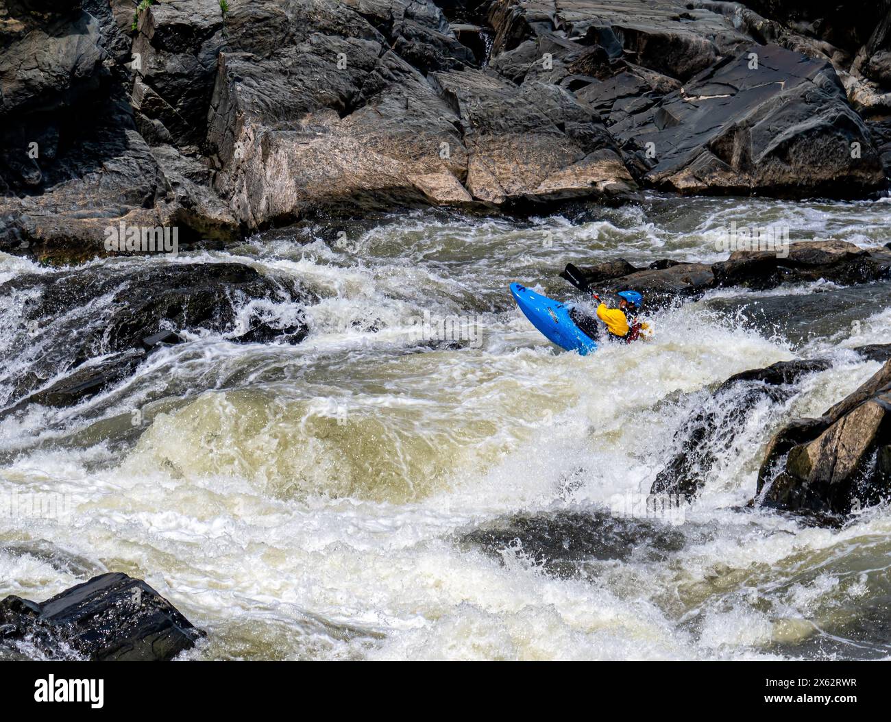 Kayakers shooting the Potomac River Great Falls Rapids Stock Photo - Alamy