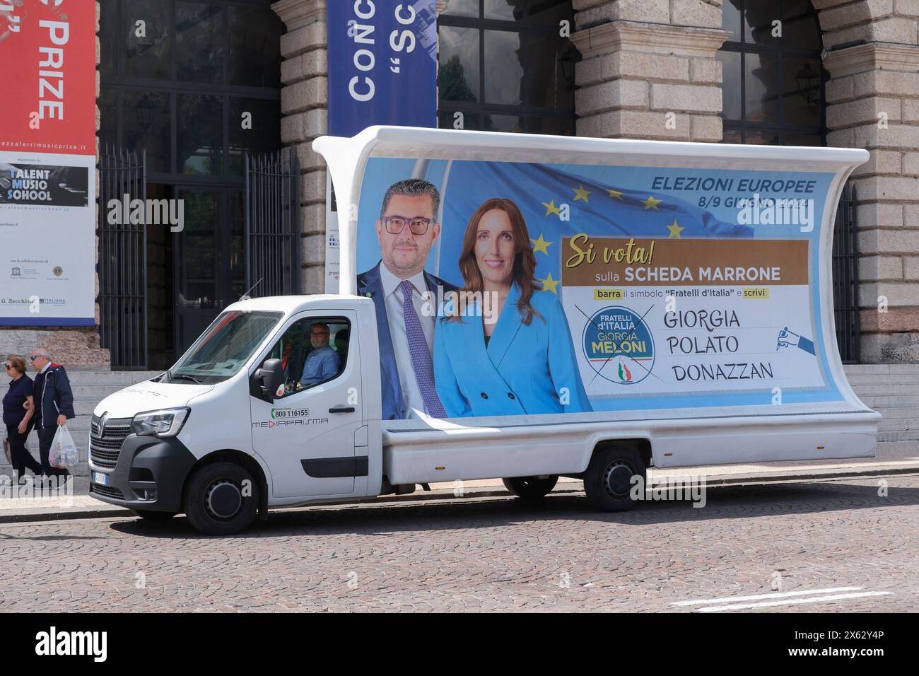 Election advert for the Italian post-fascist party Fratelli d'Italia ...