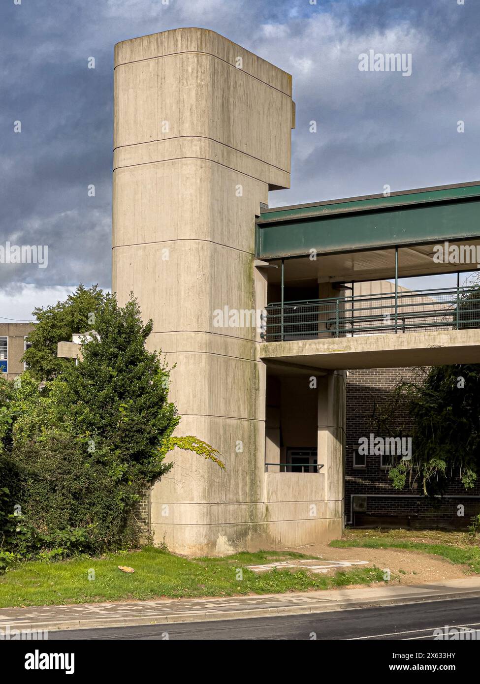 Brutalist architecture of bridge connecton Derwent college to the ...