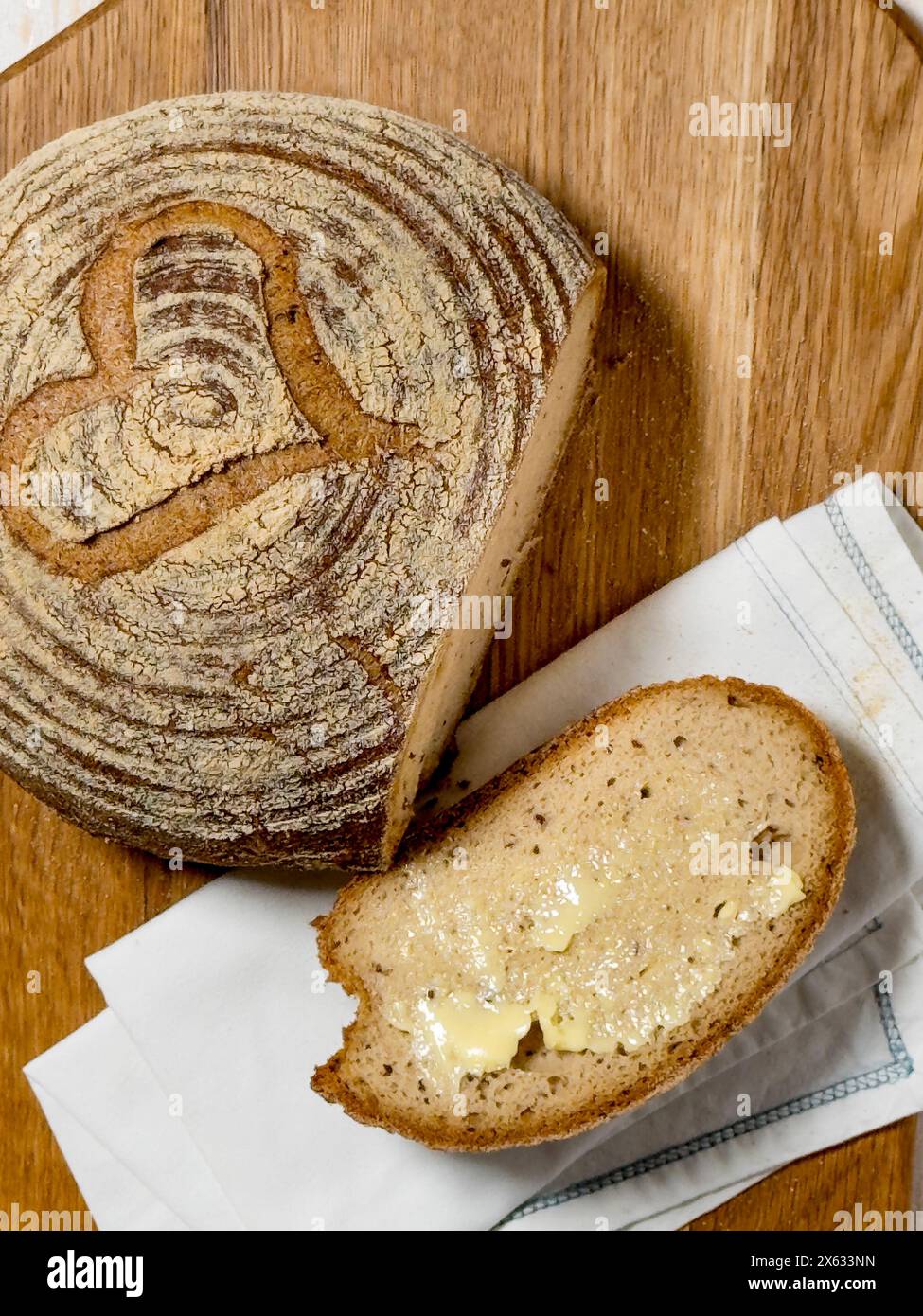 Boule shaped bread hi-res stock photography and images - Alamy