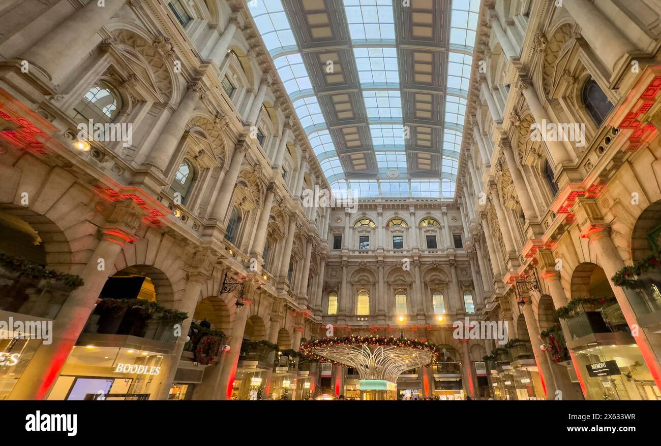 Interior of the Royal Exchange. London Stock Photo - Alamy