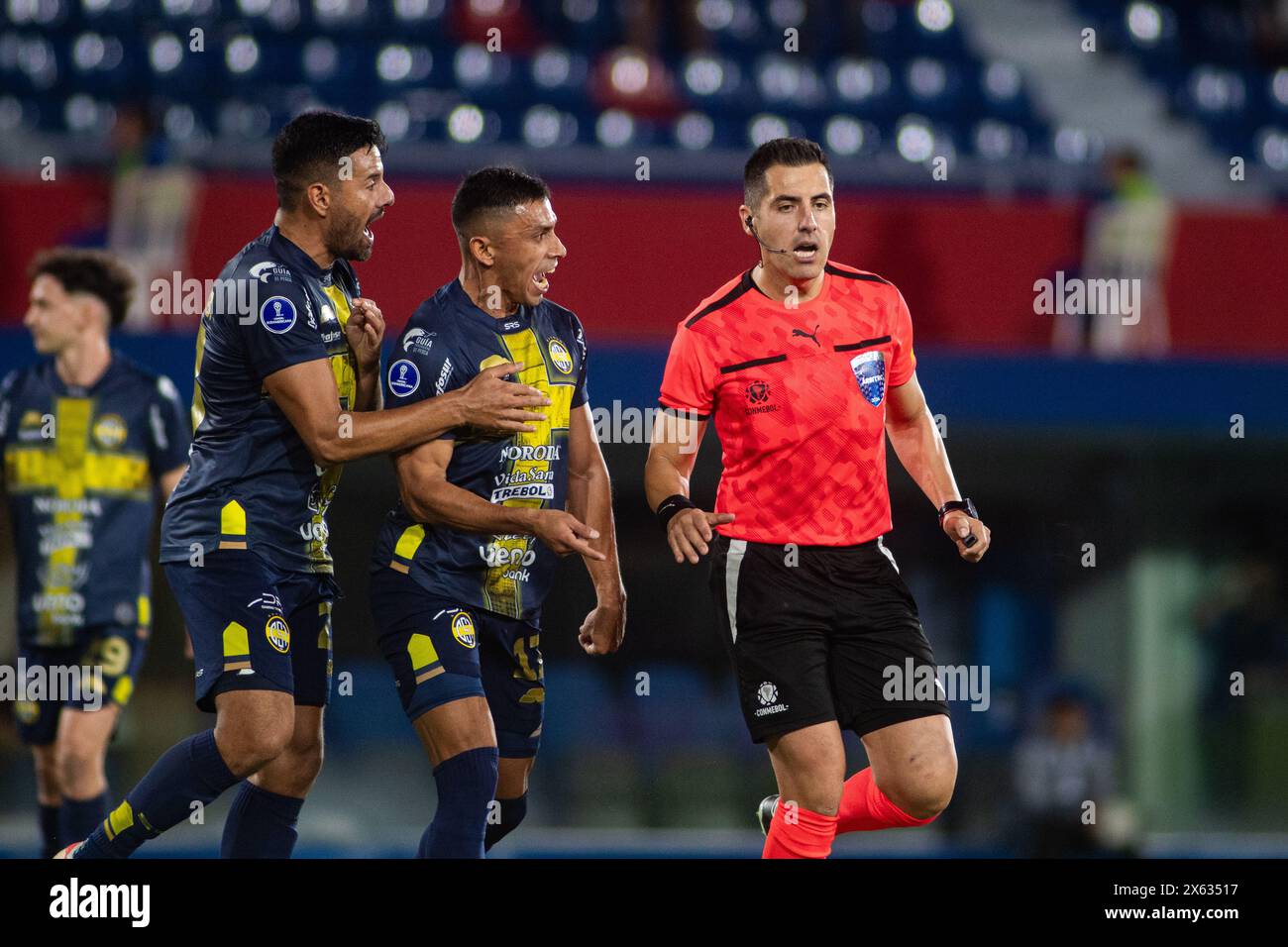 Cristián garay hi-res stock photography and images - Alamy