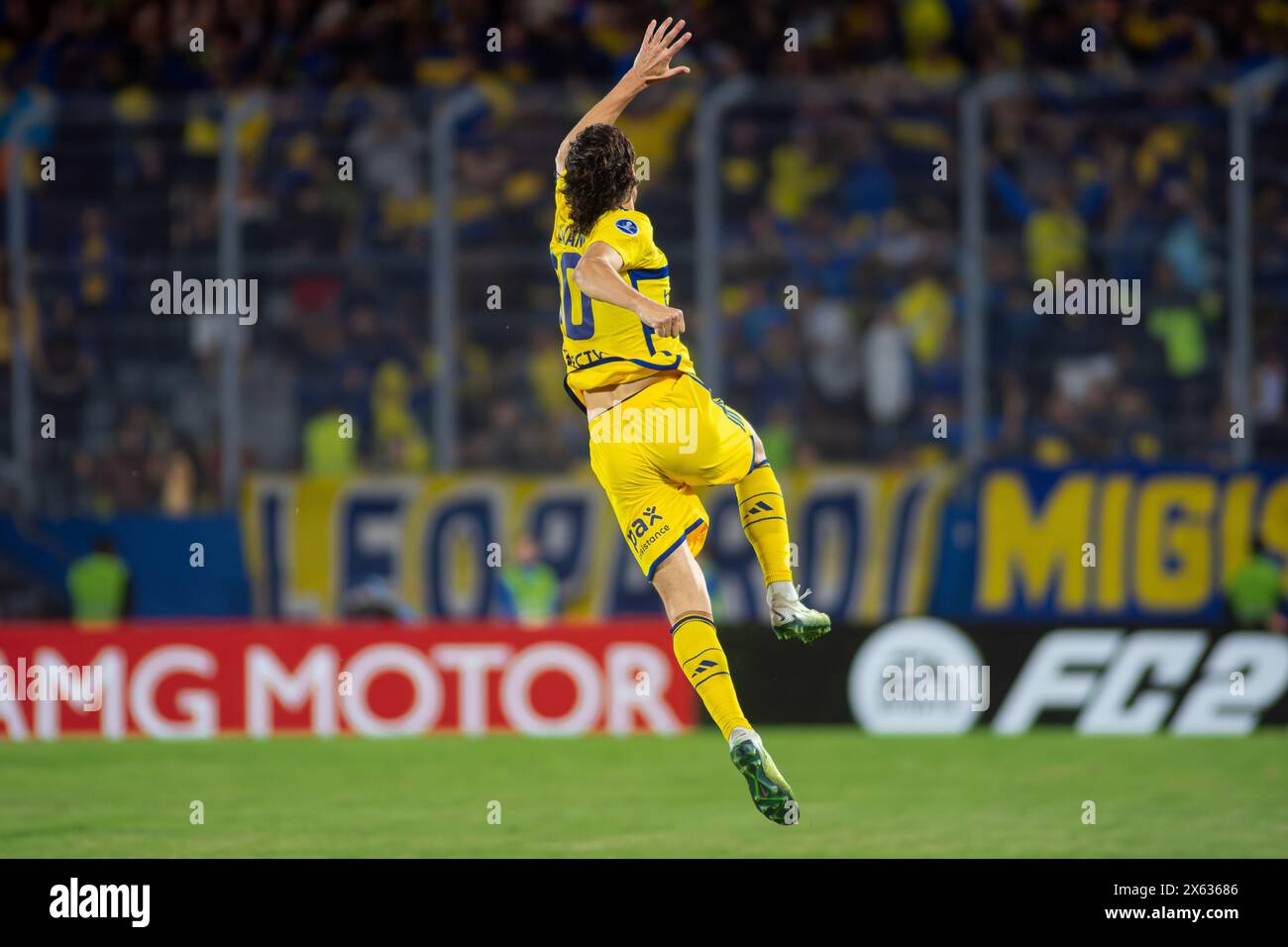 Edinson Cavani - Sportivo Trinidense (1) v Club Atletico Boca Juniors ...