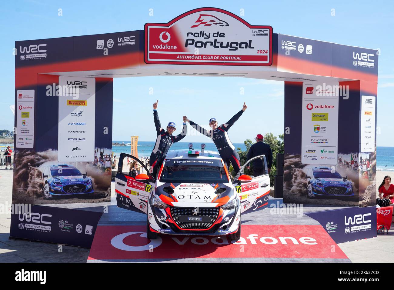 72 FONTANA Matteo, ARNABOLDI Alessandro, PEUGEOT 208 Rally4, podium ...