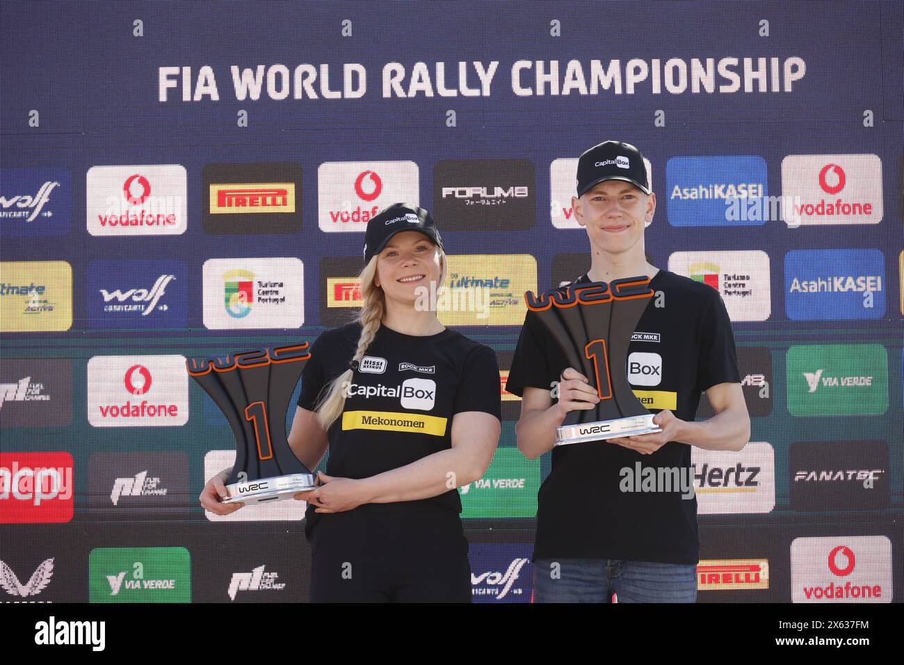 24 PAJARI Sami, MALKONEN Enni, Toyota Yaris Rally2, podium, portrait ...