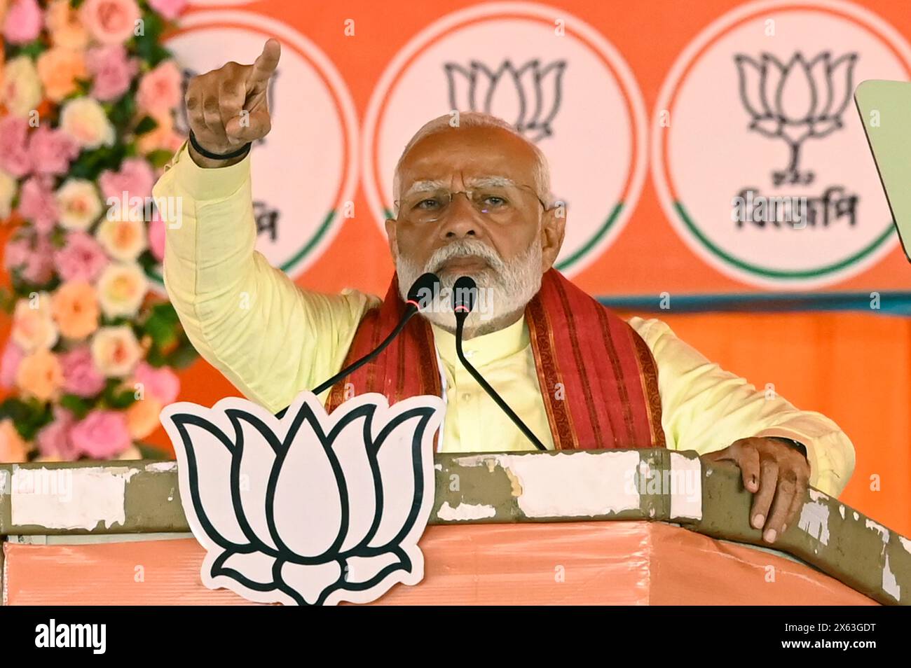 BARRACKPORE, INDIA - MAY 12: Prime Minister Narendra Modi speaking at a ...